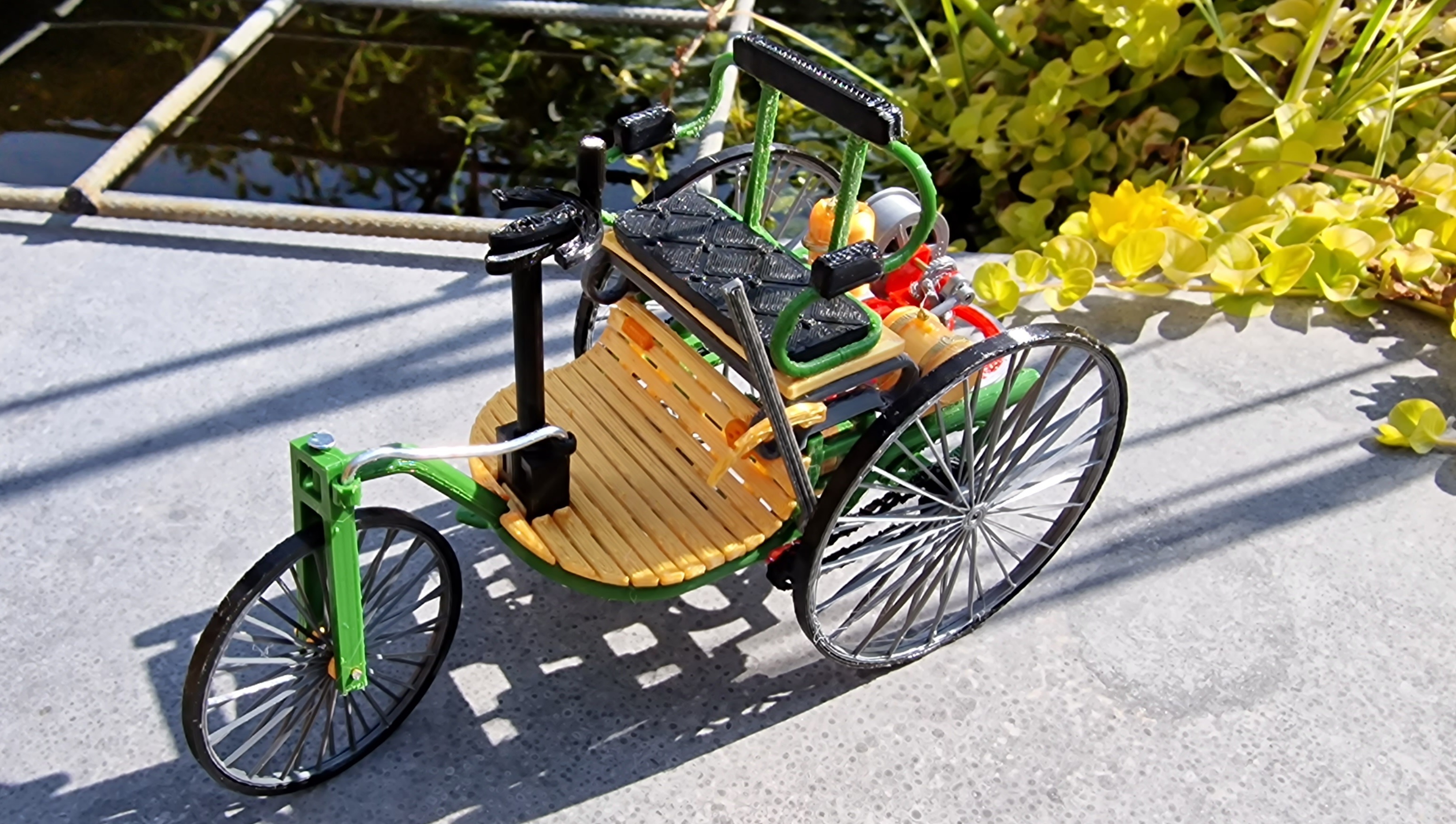 Mercedes benz no1 year 1886 Designer Ed van der Heijden. by Ed van der ...