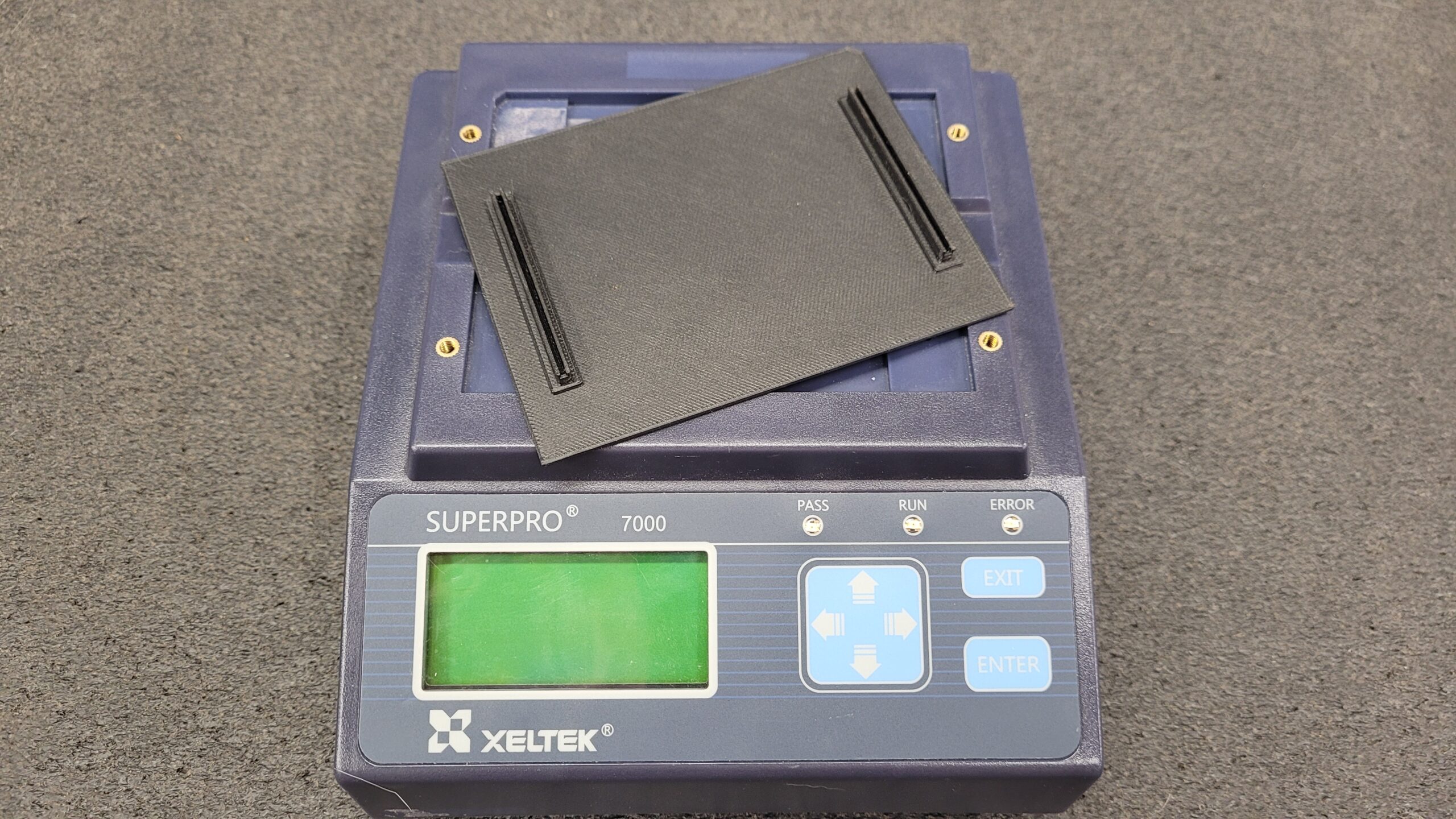 Socket Cover For Xeltek Superpro 7000 Universal Programmer by Rhine_Labs | Download free STL ...