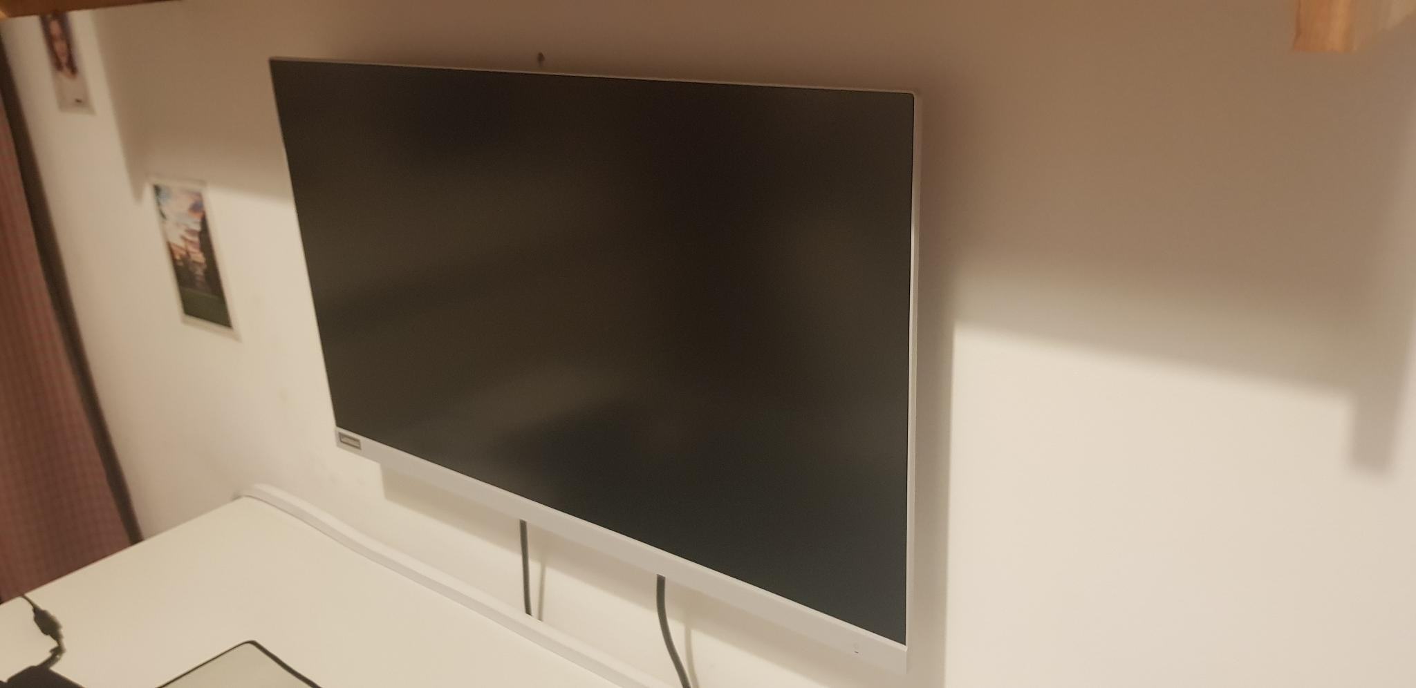 VESA 100x100 removable TV / Monitor wall mount by transformat ...