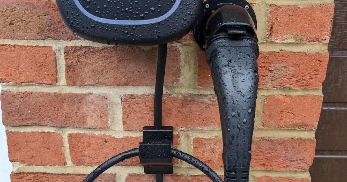 Wallbox Pulsar Max Cable Hook by iPeel | Download free STL model ...