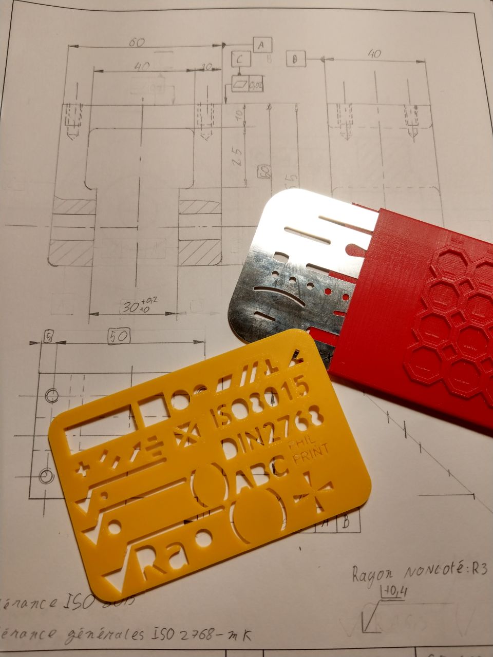 template for technical drawings and template for pneumatic assembly ...