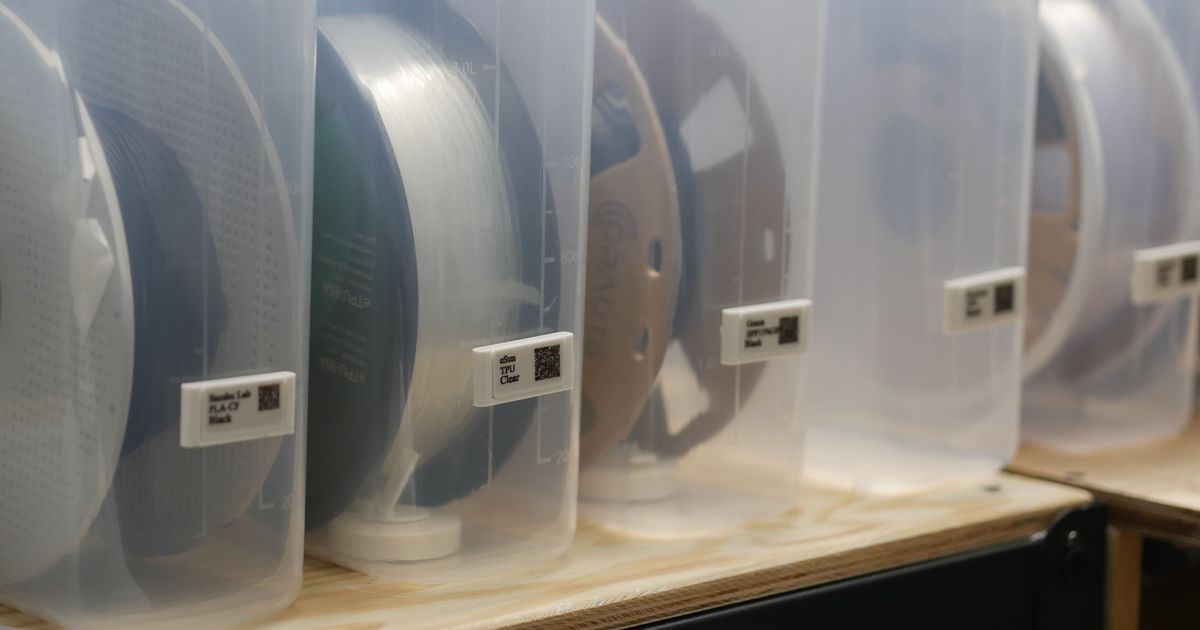 Simple, Interchangeable and Lightweight Filament Box Label by ordnerino ...