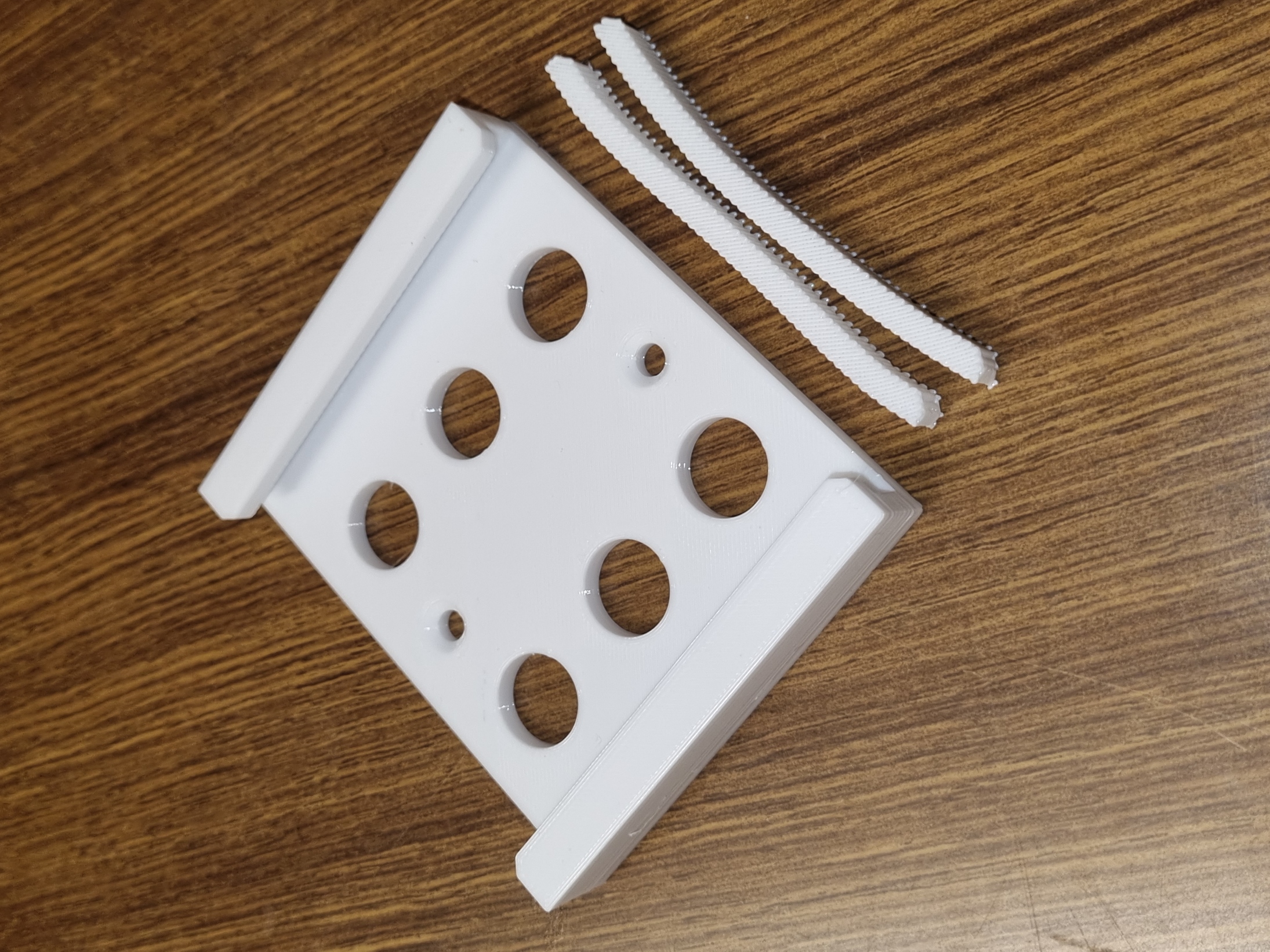 Rain gauge mounting bracket by AllanAus | Download free STL model ...