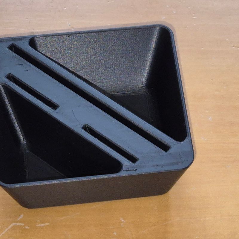 Renault 5 and 4 e-tech - small compartment insert by Stefan Gerber ...