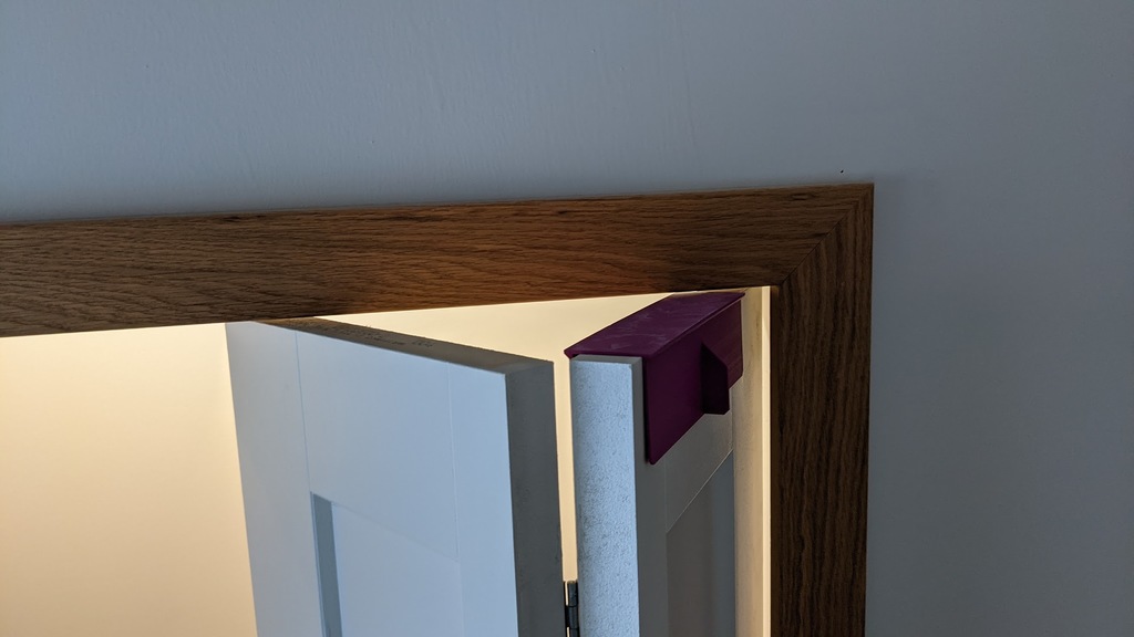 Child Lock Bi-Fold Door by Micah | Download free STL model | Printables.com