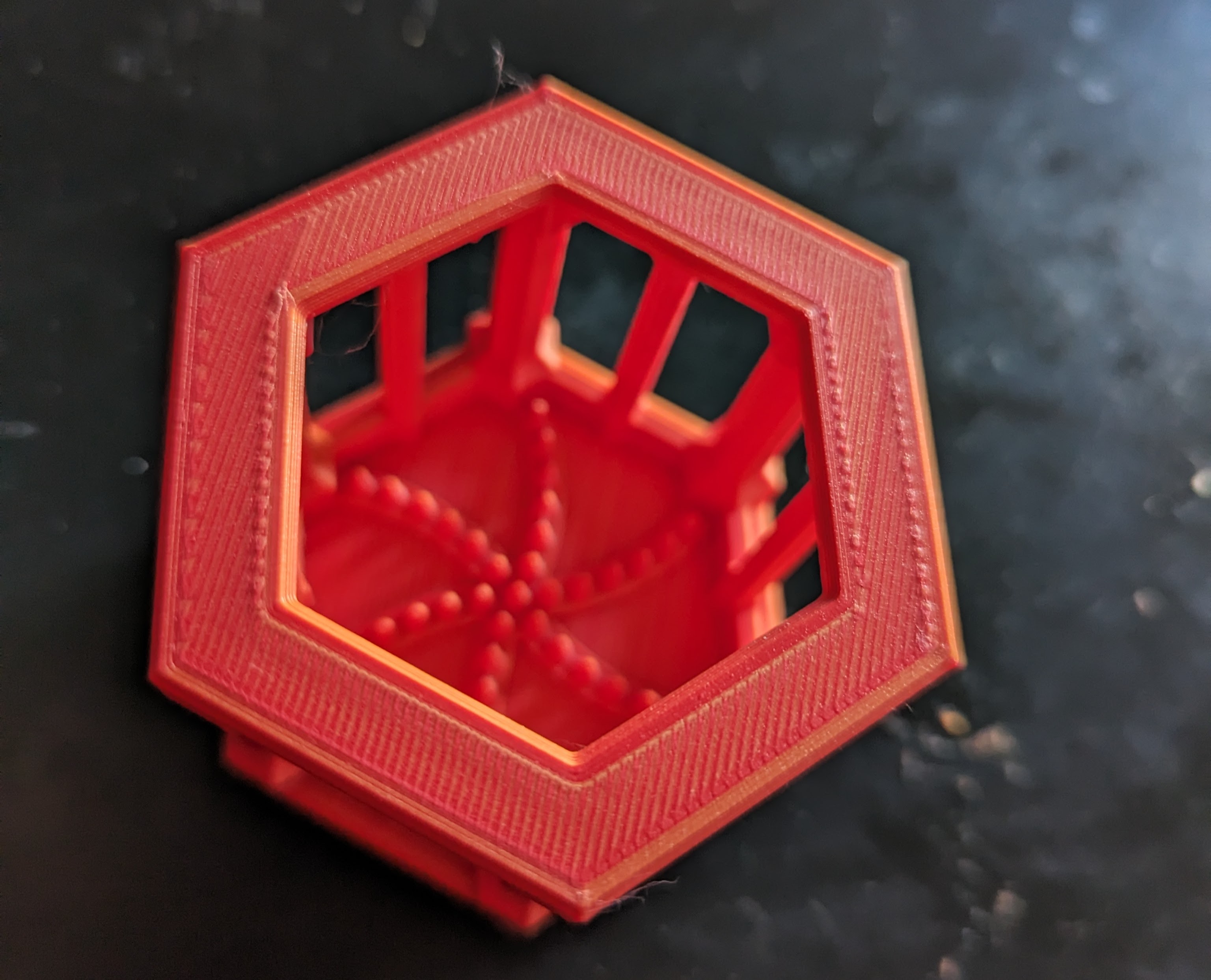 "Spikey" Dice Jail by JJReinem | Download free STL model | Printables.com