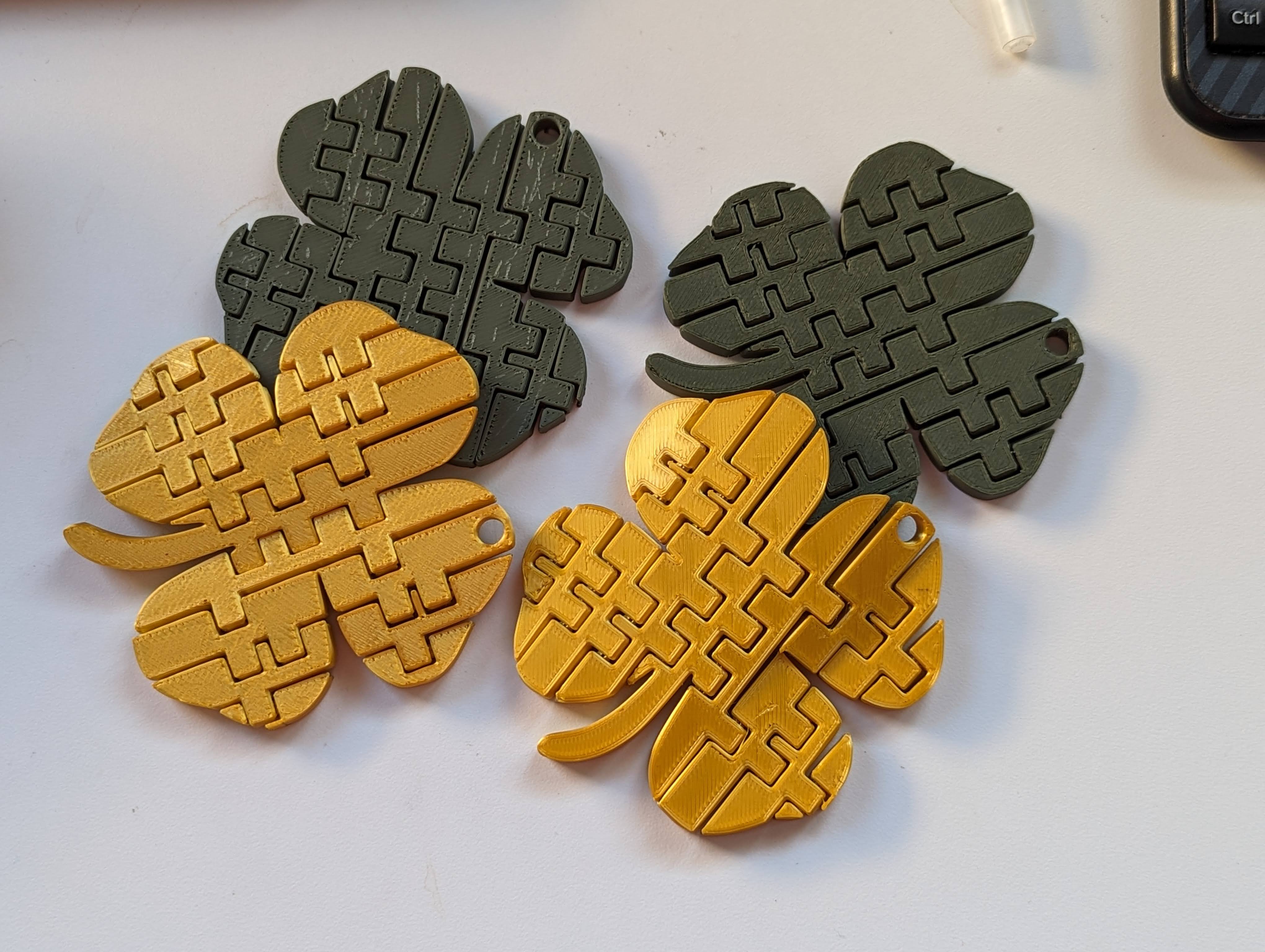 4 leaf clover shamrock for St Patrick's Day Flexi Charm for Key ring or ...