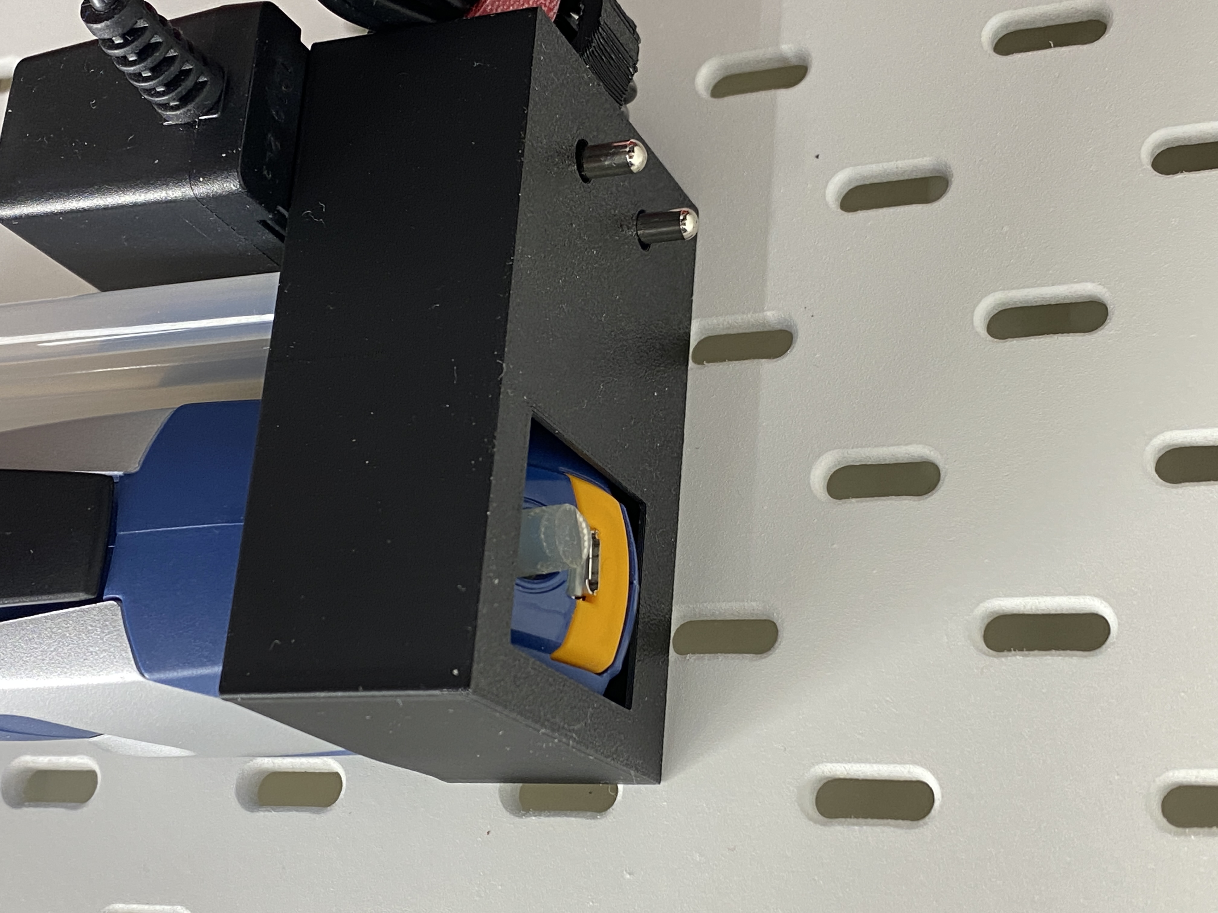 Bosch / Steinel Glue pen gun holder for Skadis system by Mrtk1970 ...