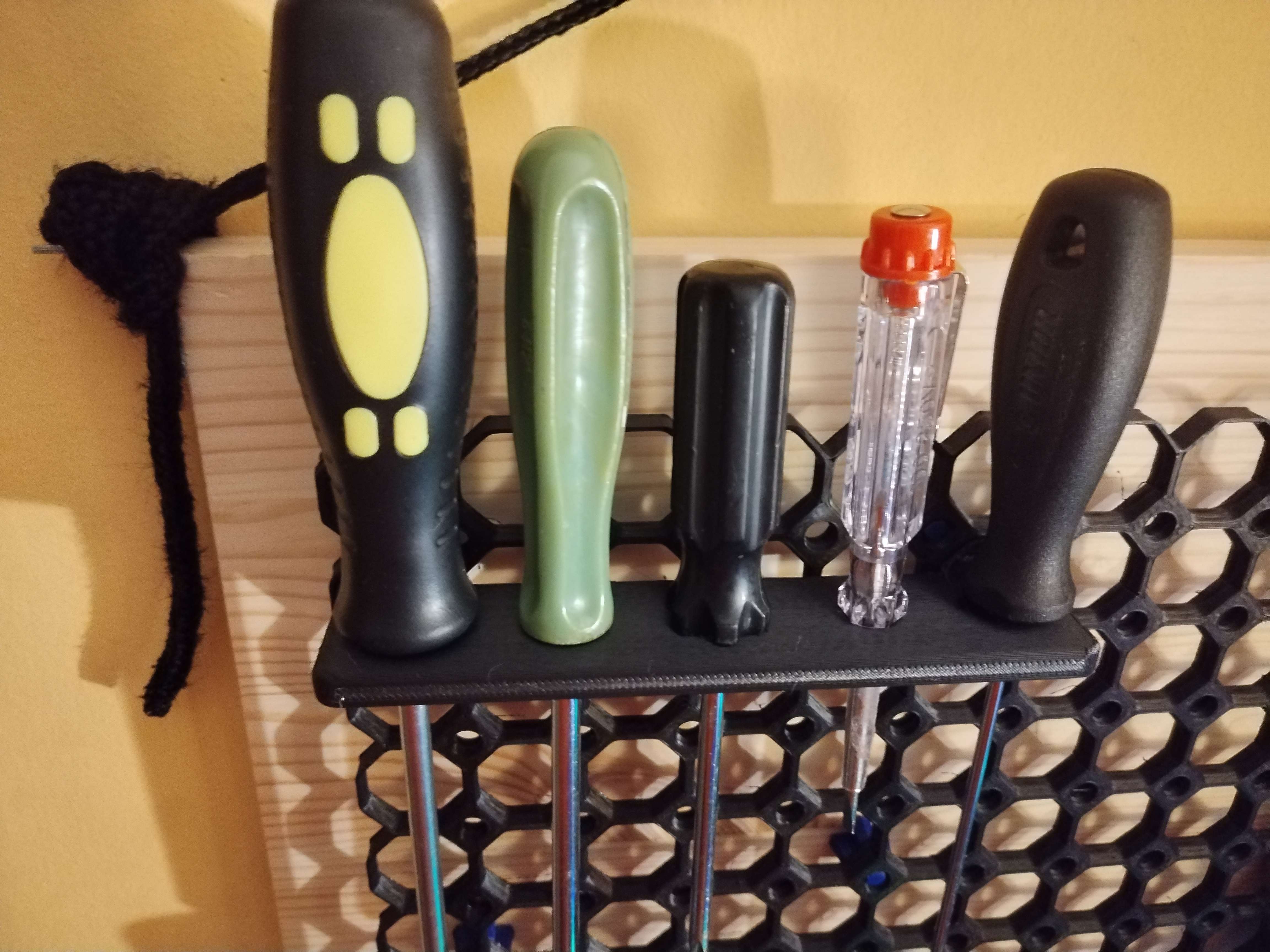 Multiboard screwdriver mount by Warlock Til | Download free STL model ...