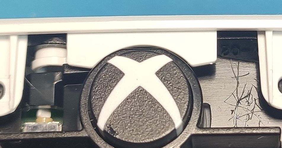 xbox series controller 1914 bumper repair fix par Viktor Fortun ...