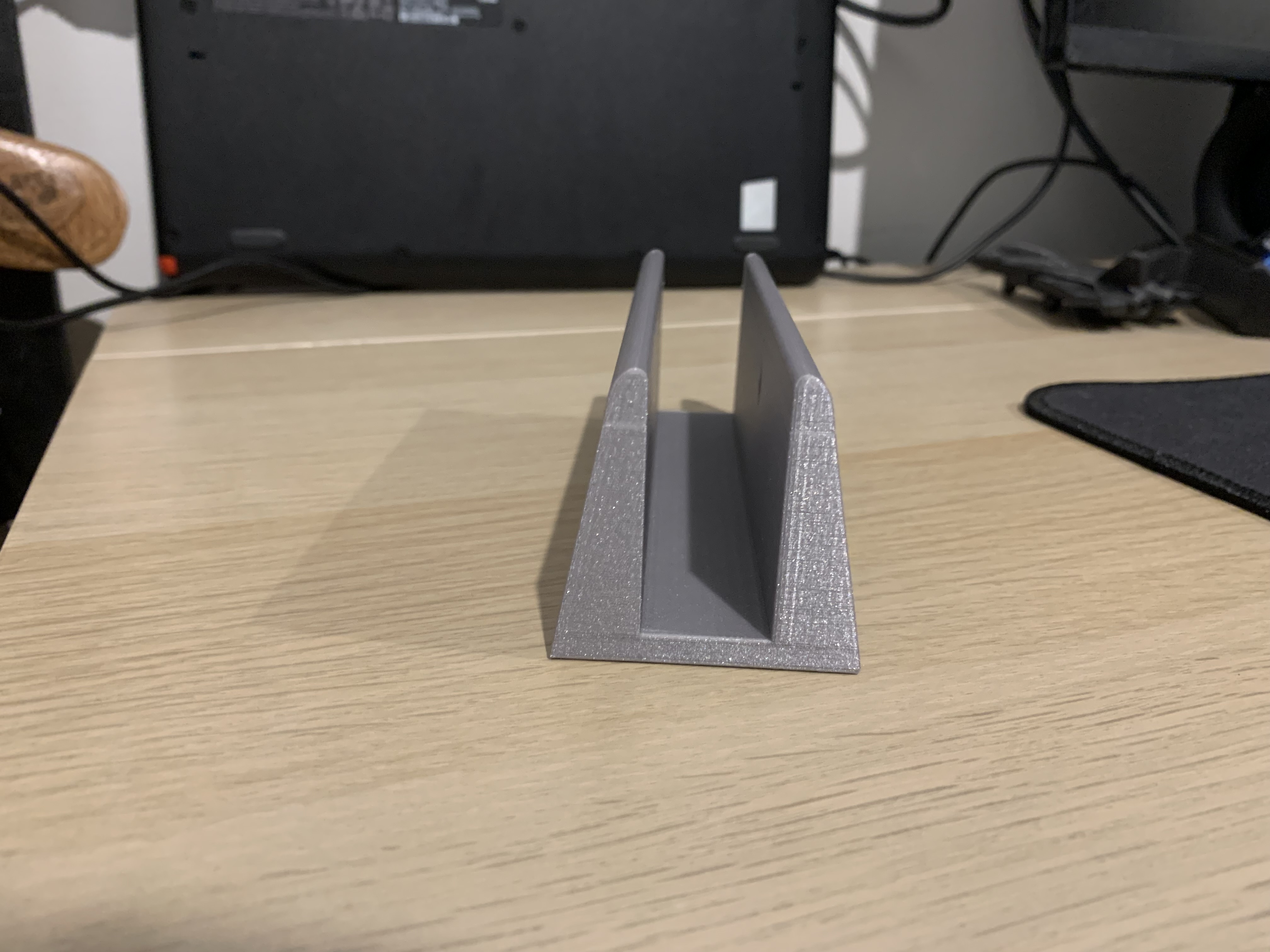 Vertical laptop stand by Shedblue16 | Download free STL model ...