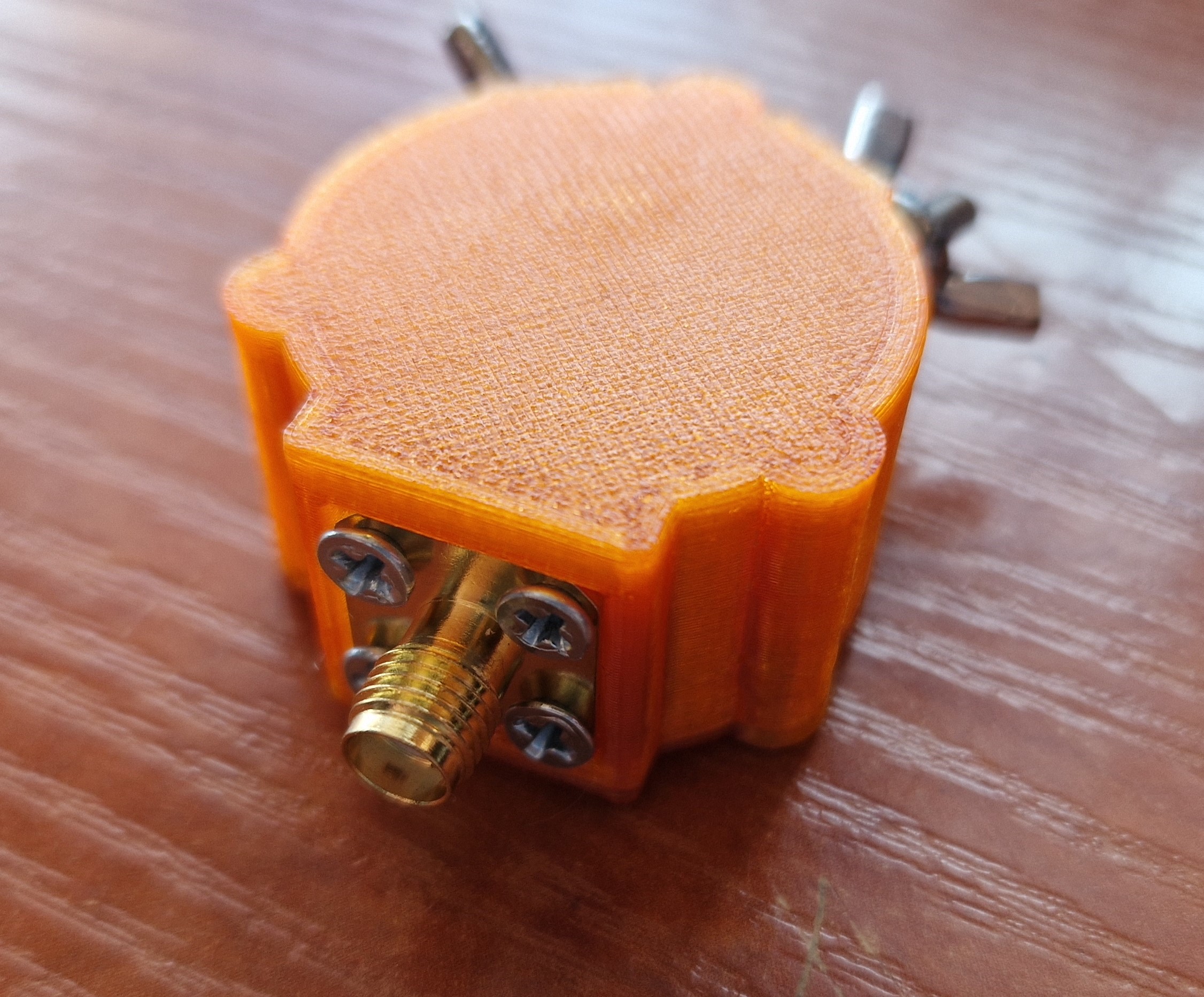 Mała obudowa balun z SMA / Small balun package with SMA by Kamil SQ9UKL ...