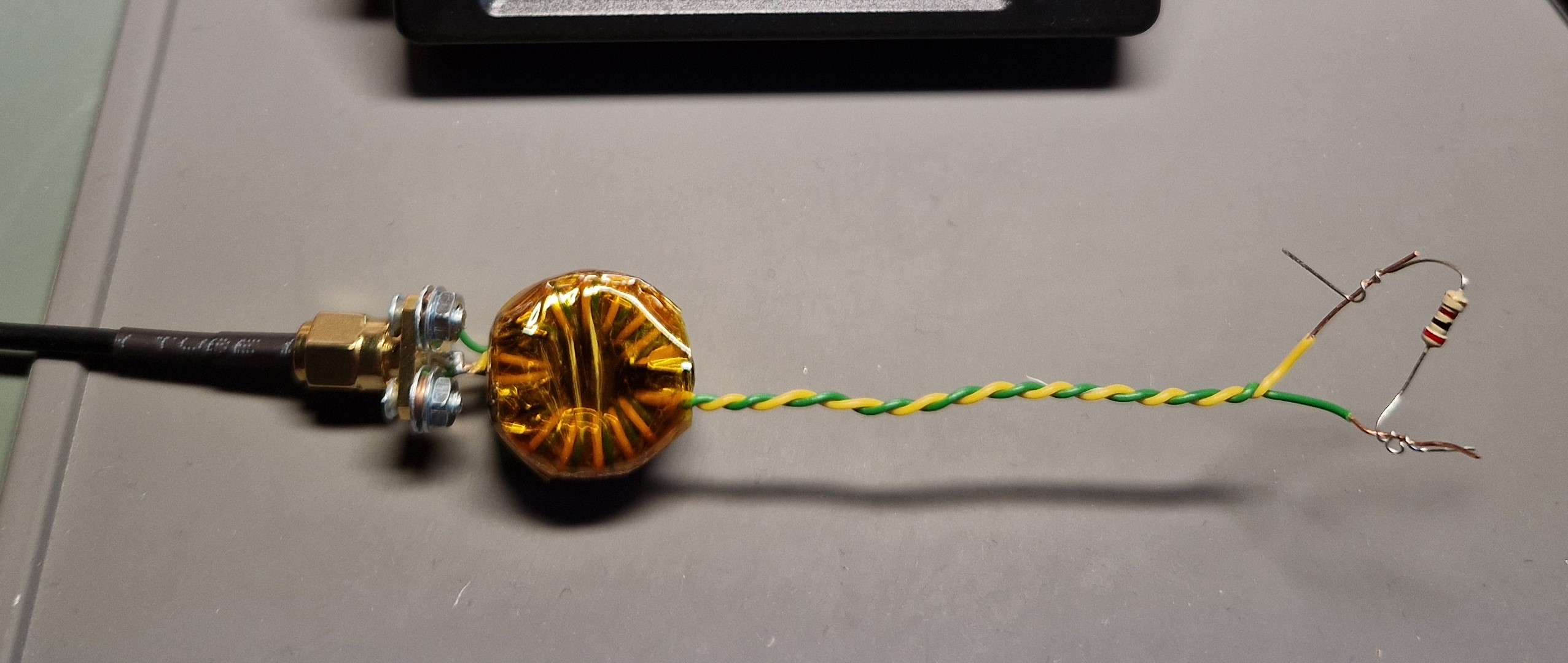 Mała obudowa balun z SMA / Small balun package with SMA by Kamil SQ9UKL ...