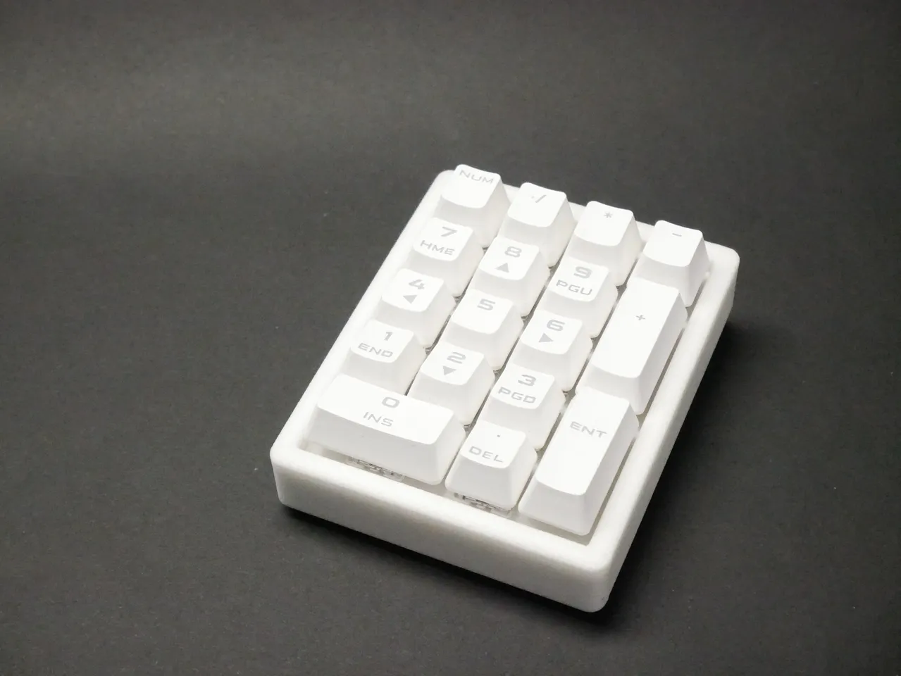 Numeric Keypad (USB or Bluetooth) by Rob65 | Download free STL model ...