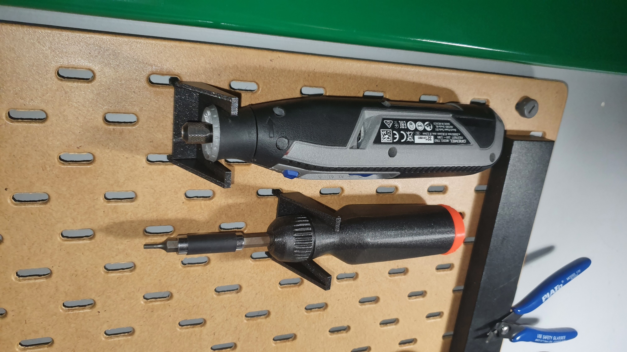 Dremel mount for ikea skadis by Antug | Download free STL model ...