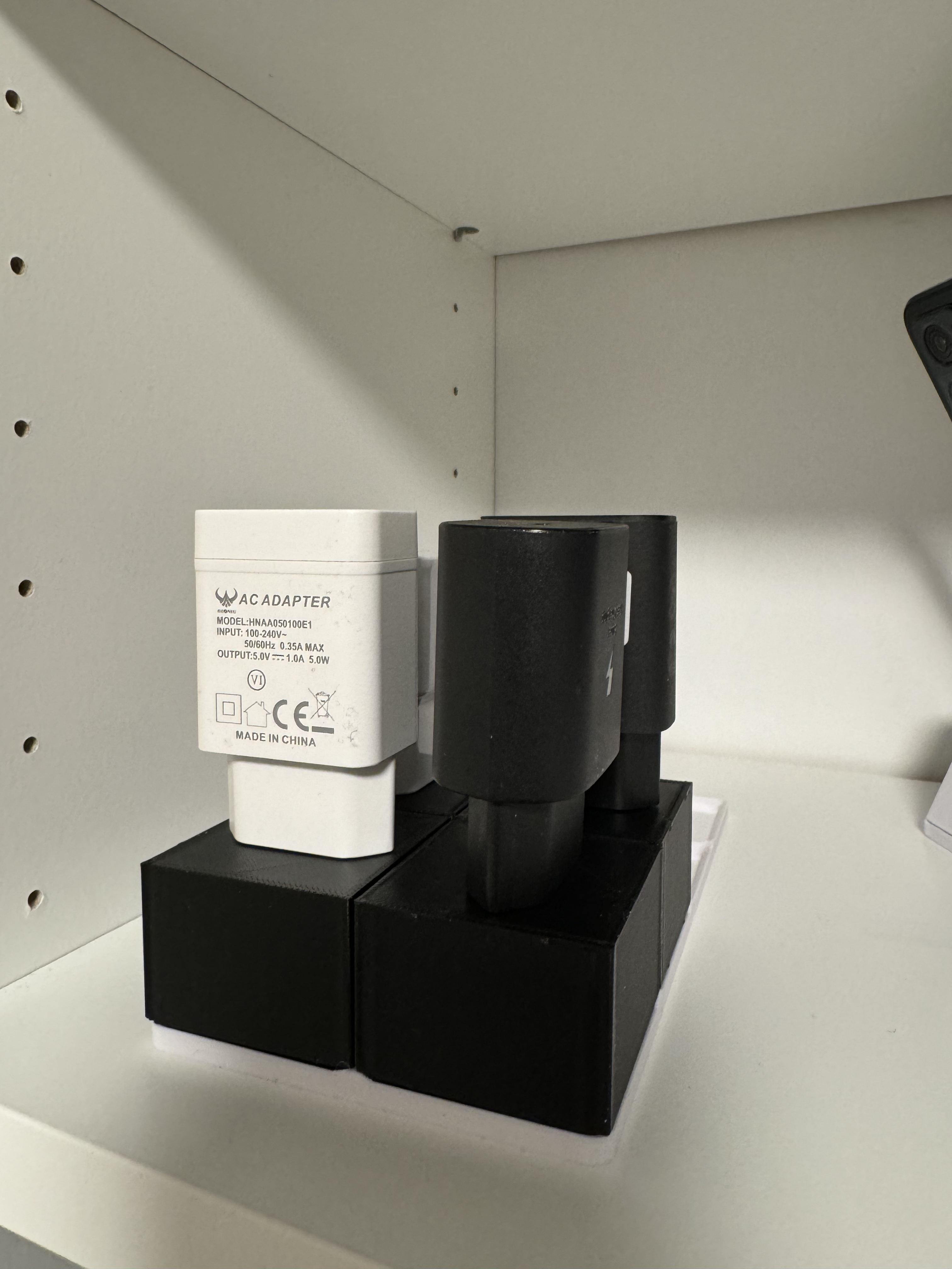 Gridfinity EU Charger Socket (1x1) by ben | Download free STL model ...