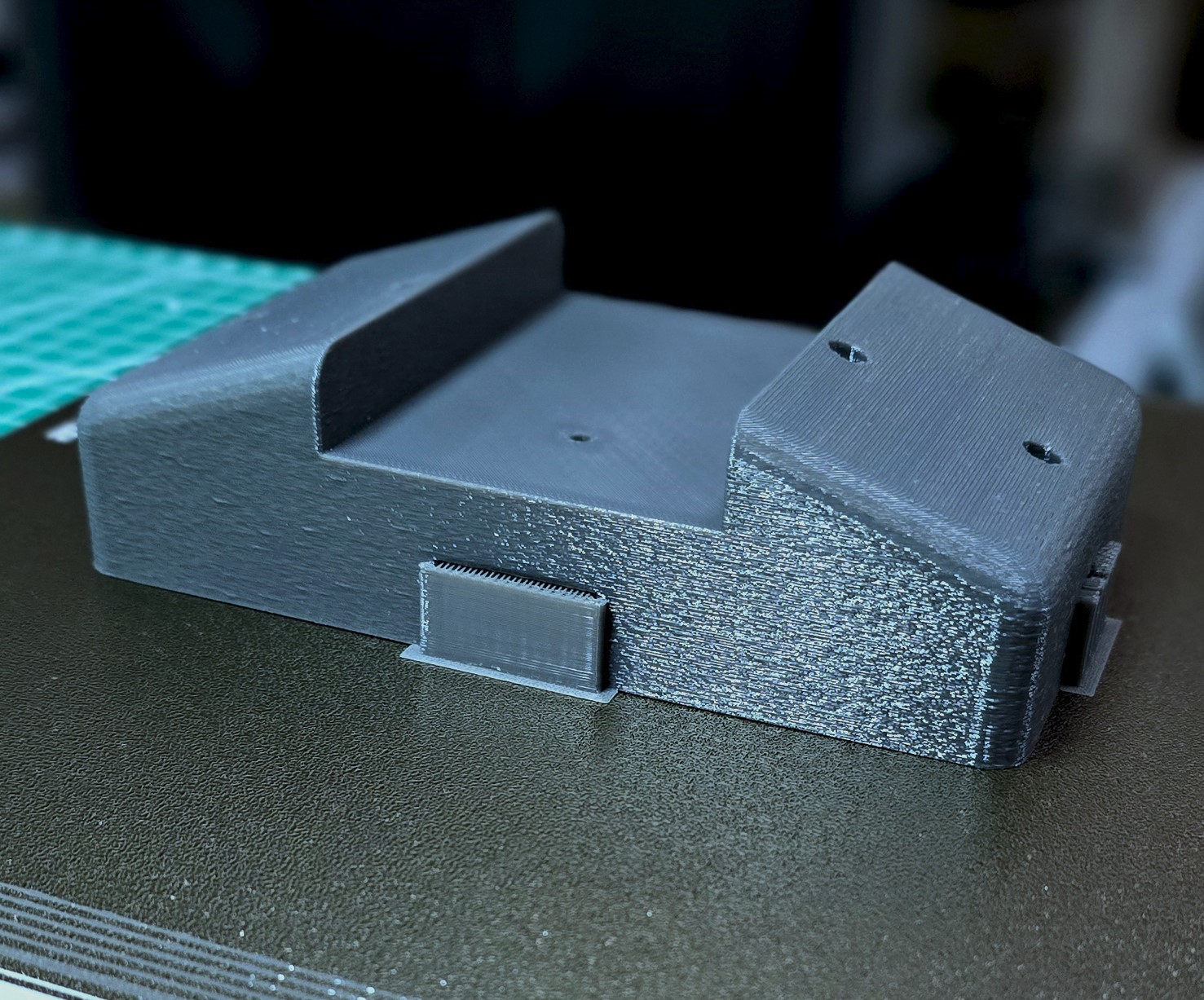 Better tablet clamp for a tablet stand by 3dtombud | Download free STL ...