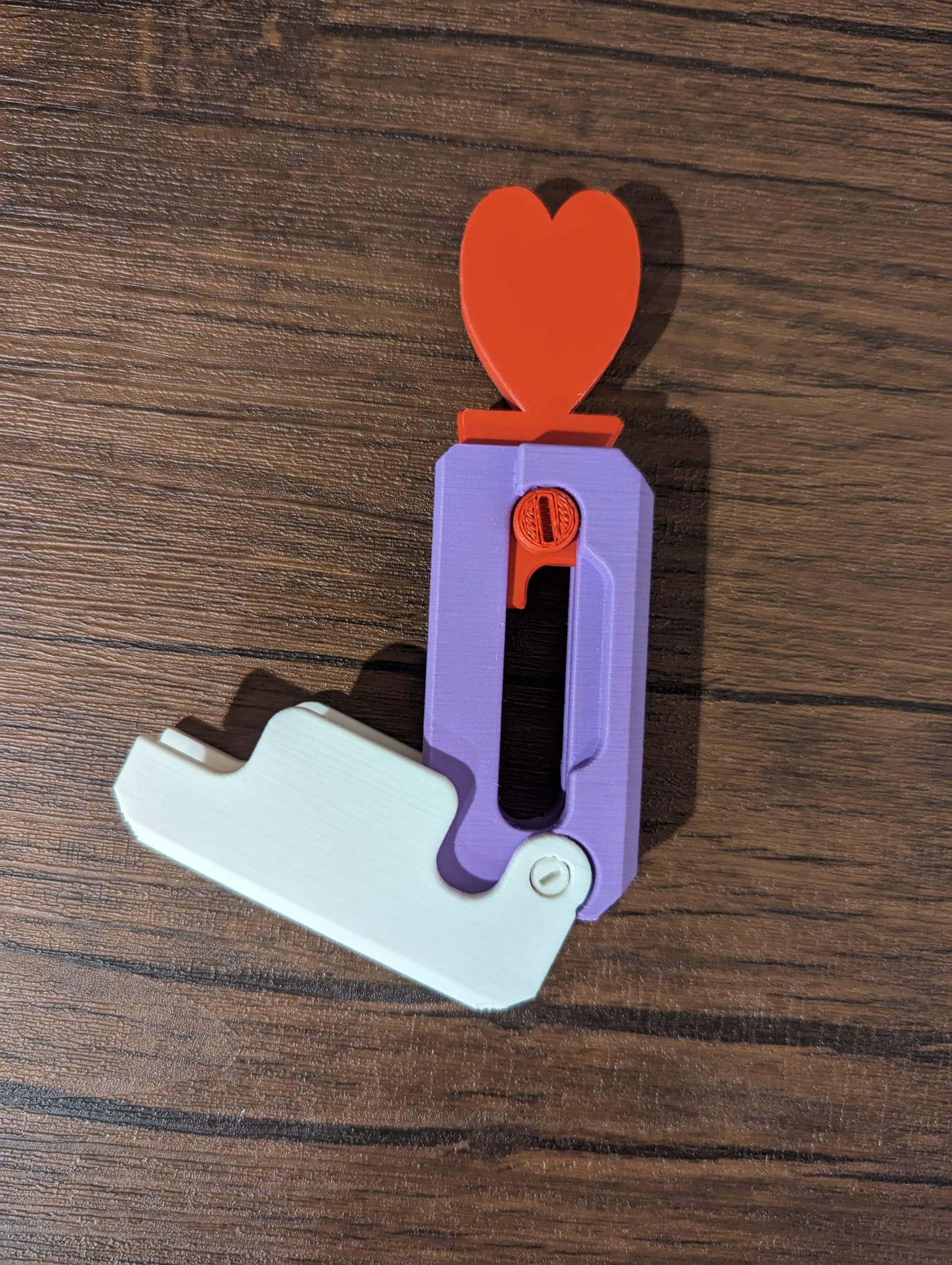 Heart Gravity Knife by Dino | Download free STL model | Printables.com