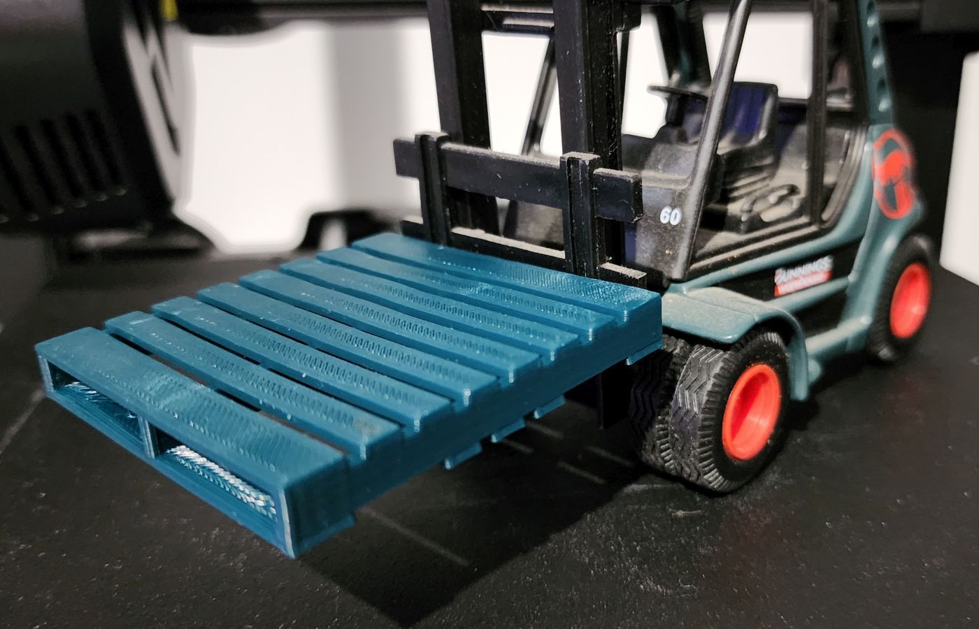 Standard Australian Pallet (CHEP/LOSCAM) by EXON | Download free STL ...