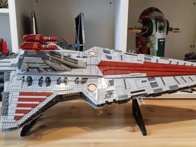 Lego UCS Venator Stand by Mac10goesBRRRT | Download free STL model ...