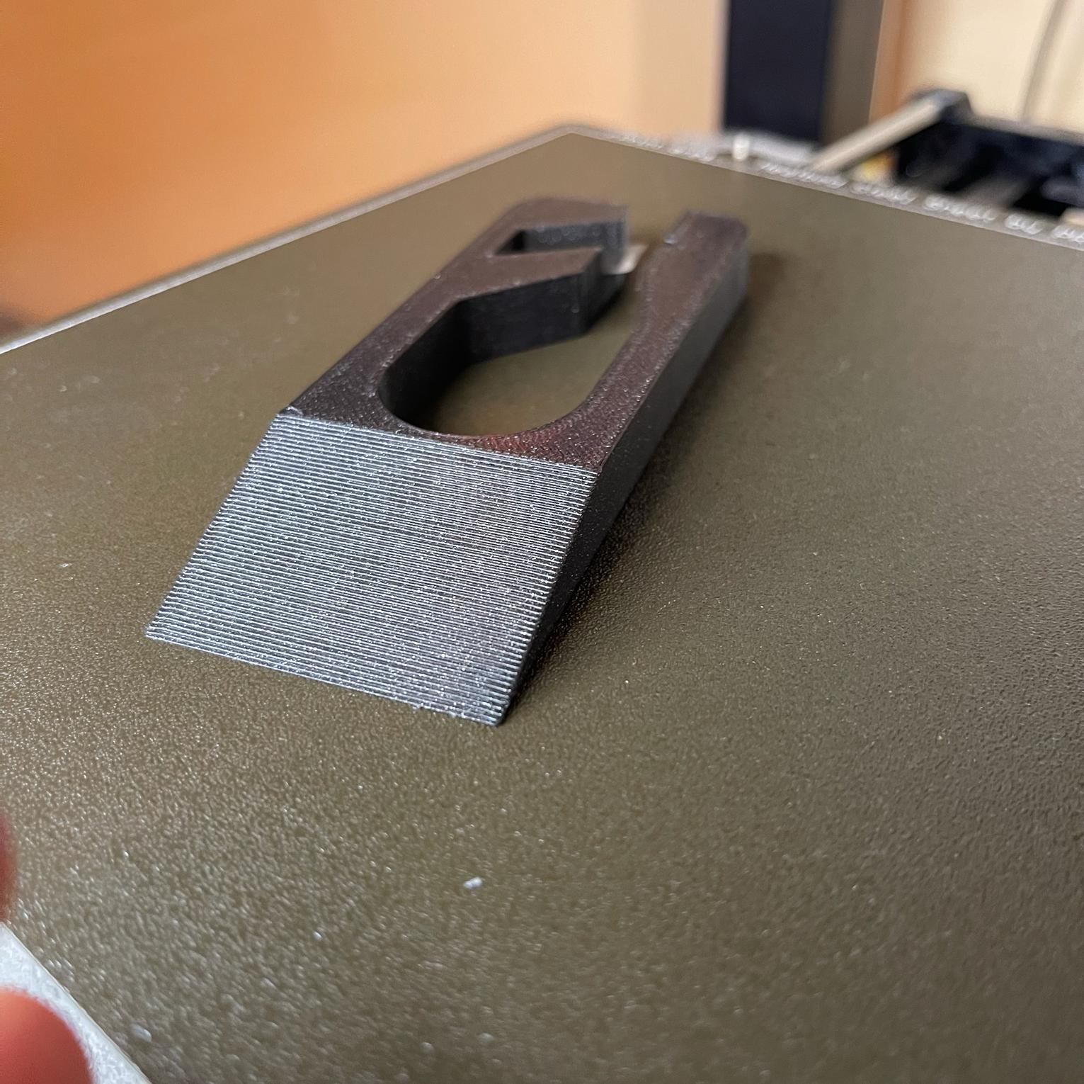 SliceN'Scrape: Bed Scraper With a 45° Filament Cutter by ferferite ...