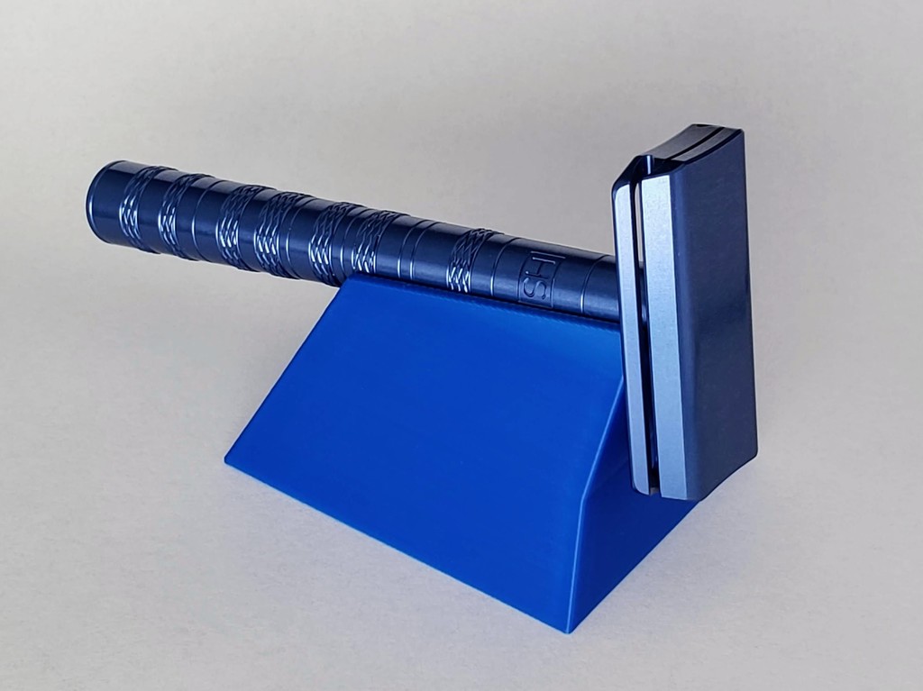 Henson Safety Razor Stand by rogerquin | Download free STL model ...