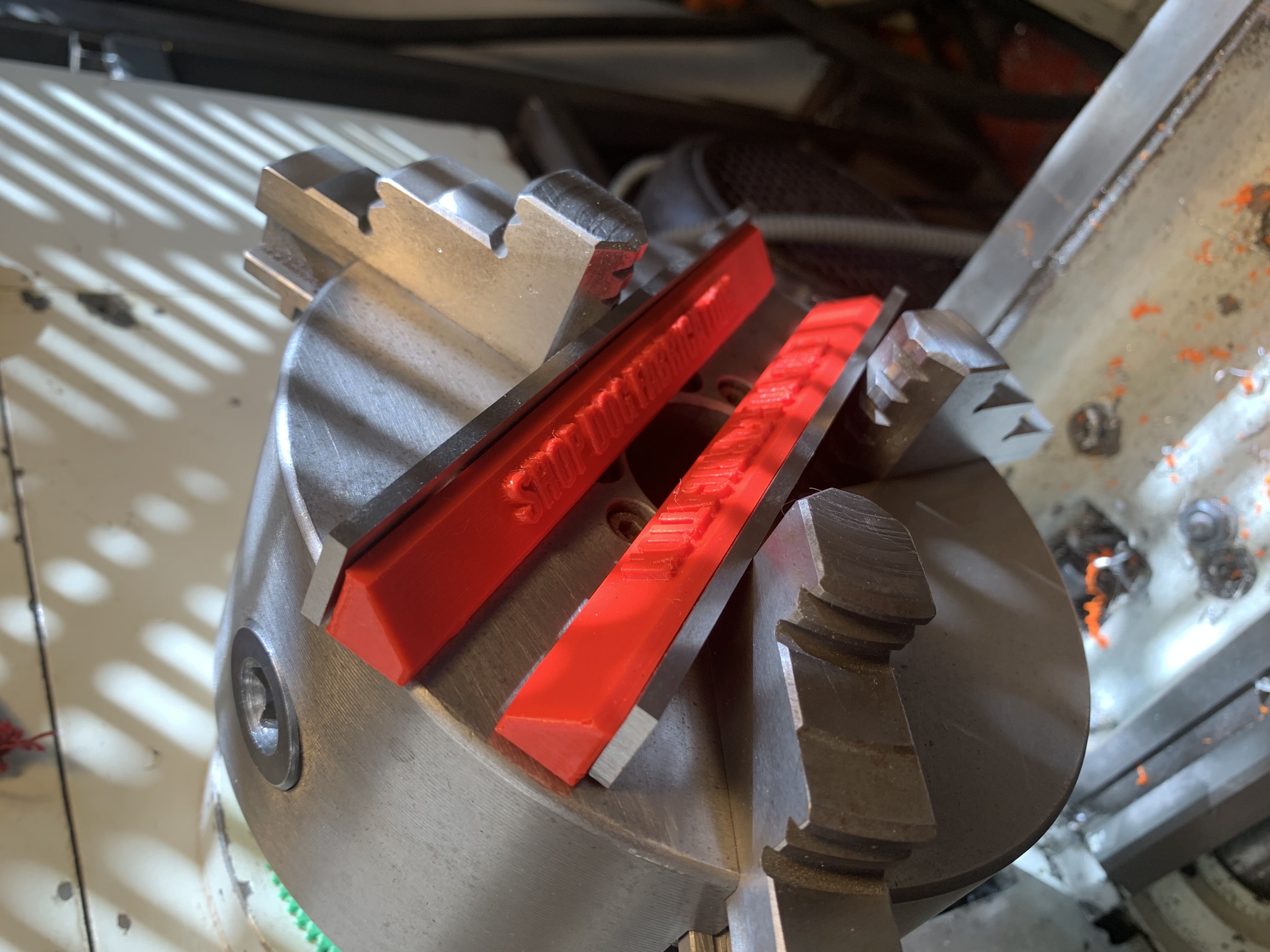 Parallel holder for milling vise and lathe chucks by JAnger | Download ...