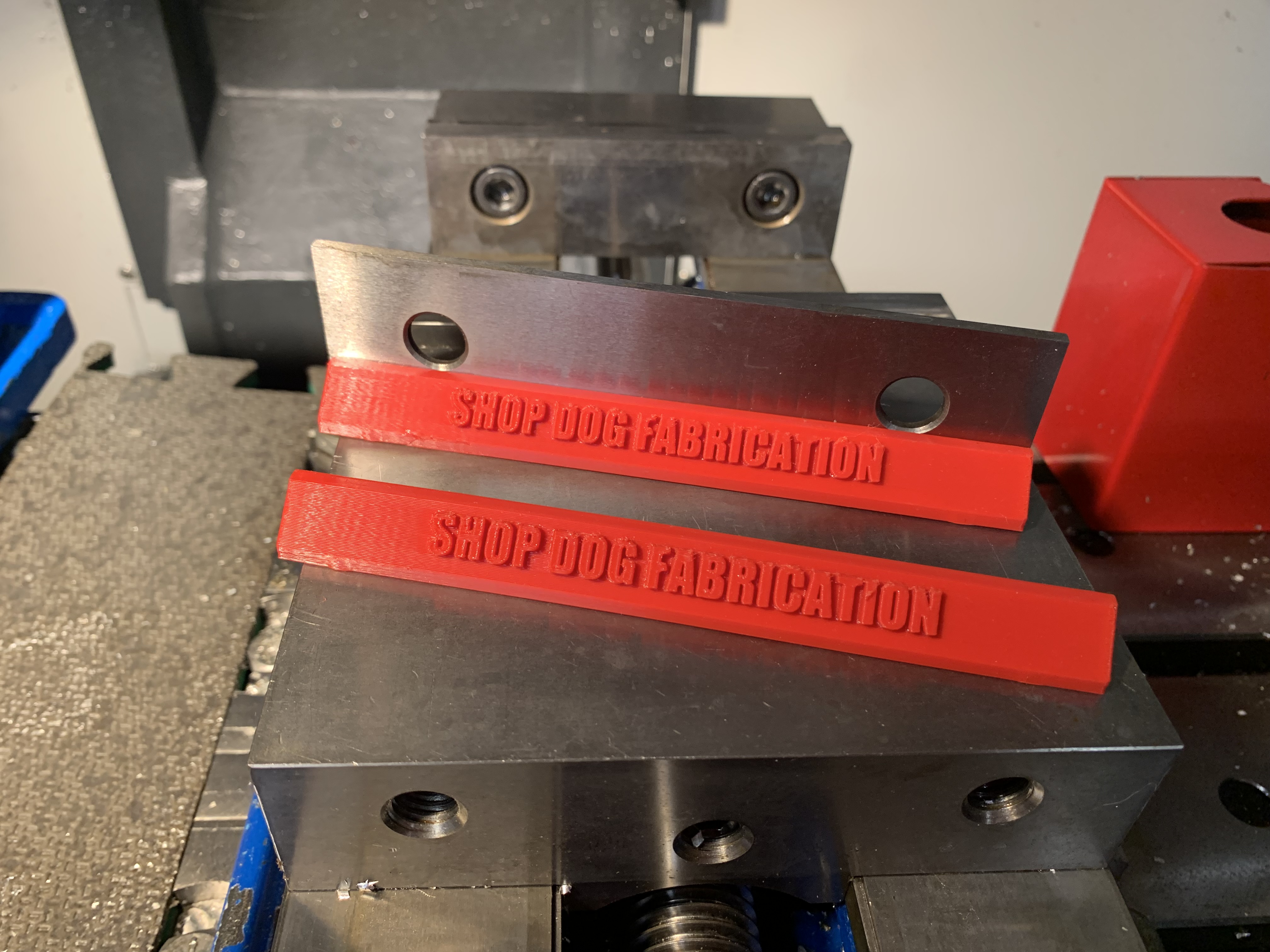 Parallel holder for milling vise and lathe chucks by JAnger | Download ...