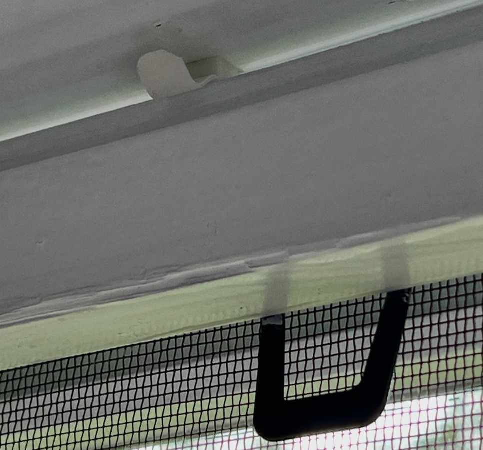 Screw on Fly Screen Catch / Clip - Parameterized by Laz Davila ...