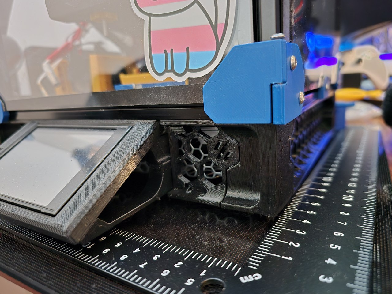 Voron V0.2 Display Mount for MKS PI TS35 by KittenRaee | Download free ...