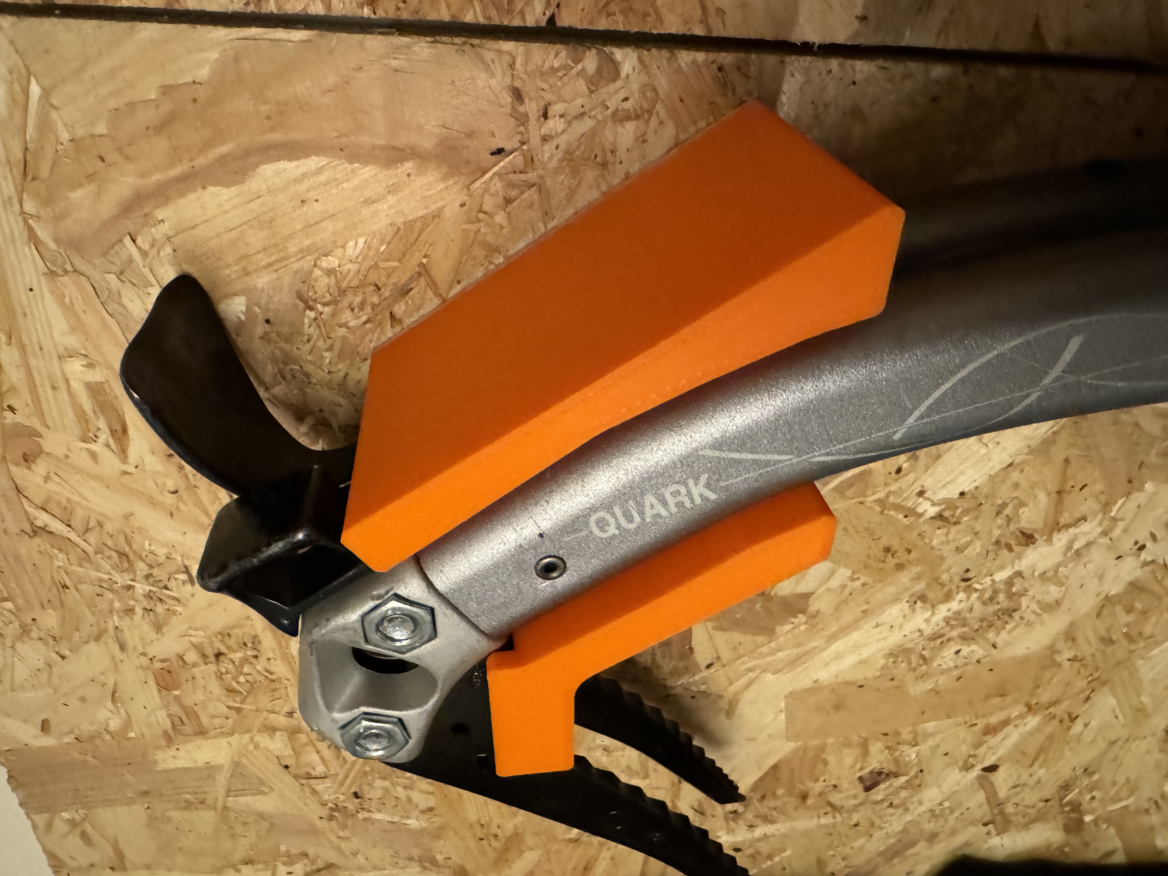 Petzl Quark Holder by Simon Oliver | Download free STL model | Printables.com