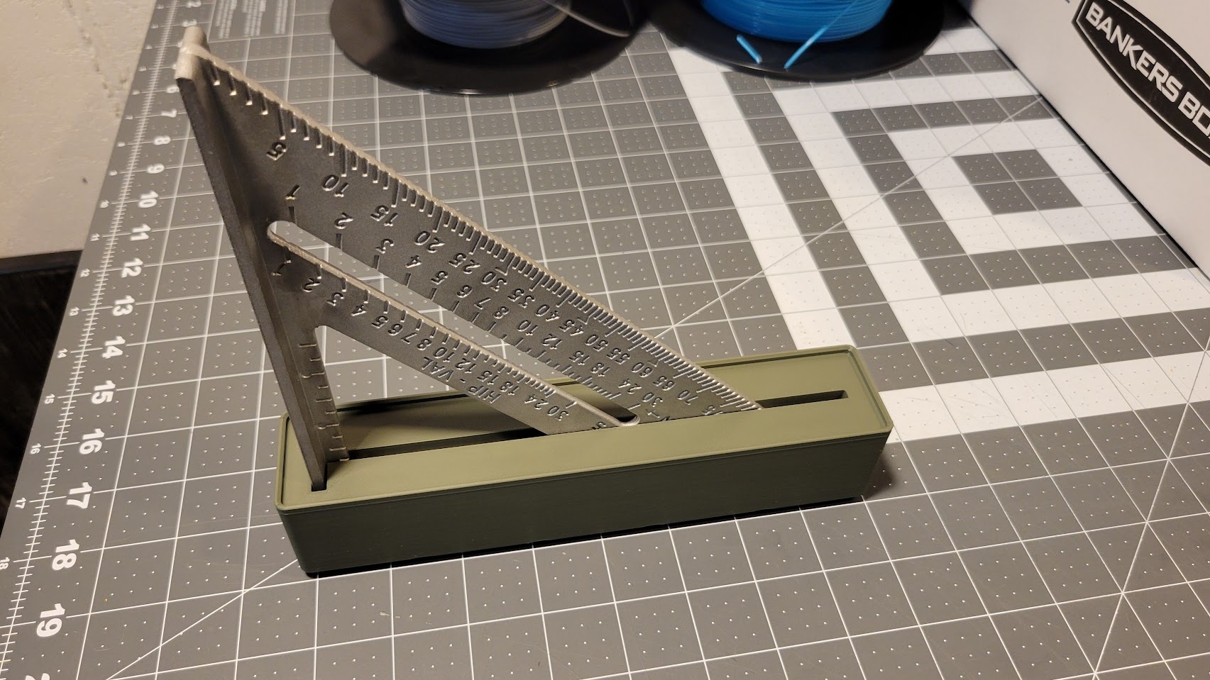 Speed Square Holder Gridfinity 1x5 by Pango3001 | Download free STL ...