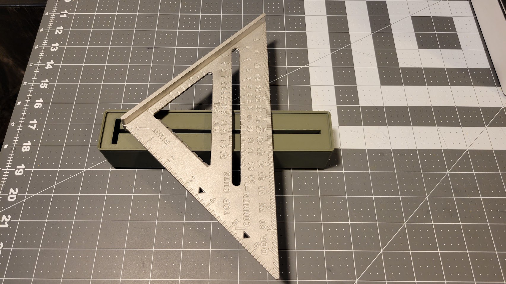 Speed Square Holder Gridfinity 1x5 by Pango3001 | Download free STL ...