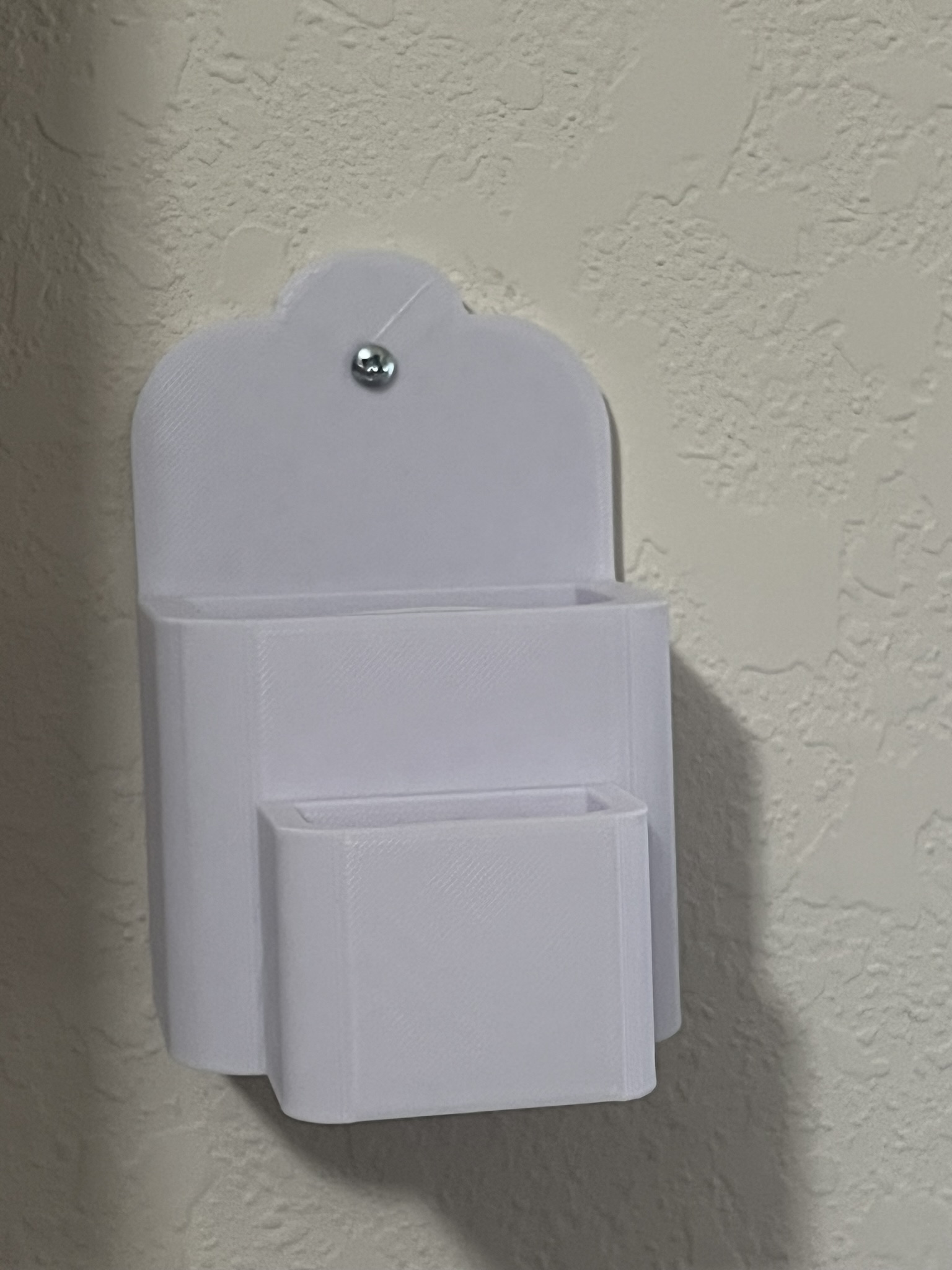 Simple Hanging Remote Holder by Michael Powell | Download free STL ...