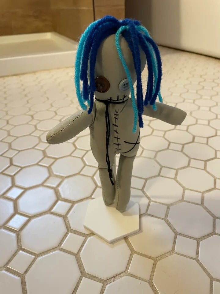 Voodoo doll display stand by Douglas Hale | Download free STL model ...
