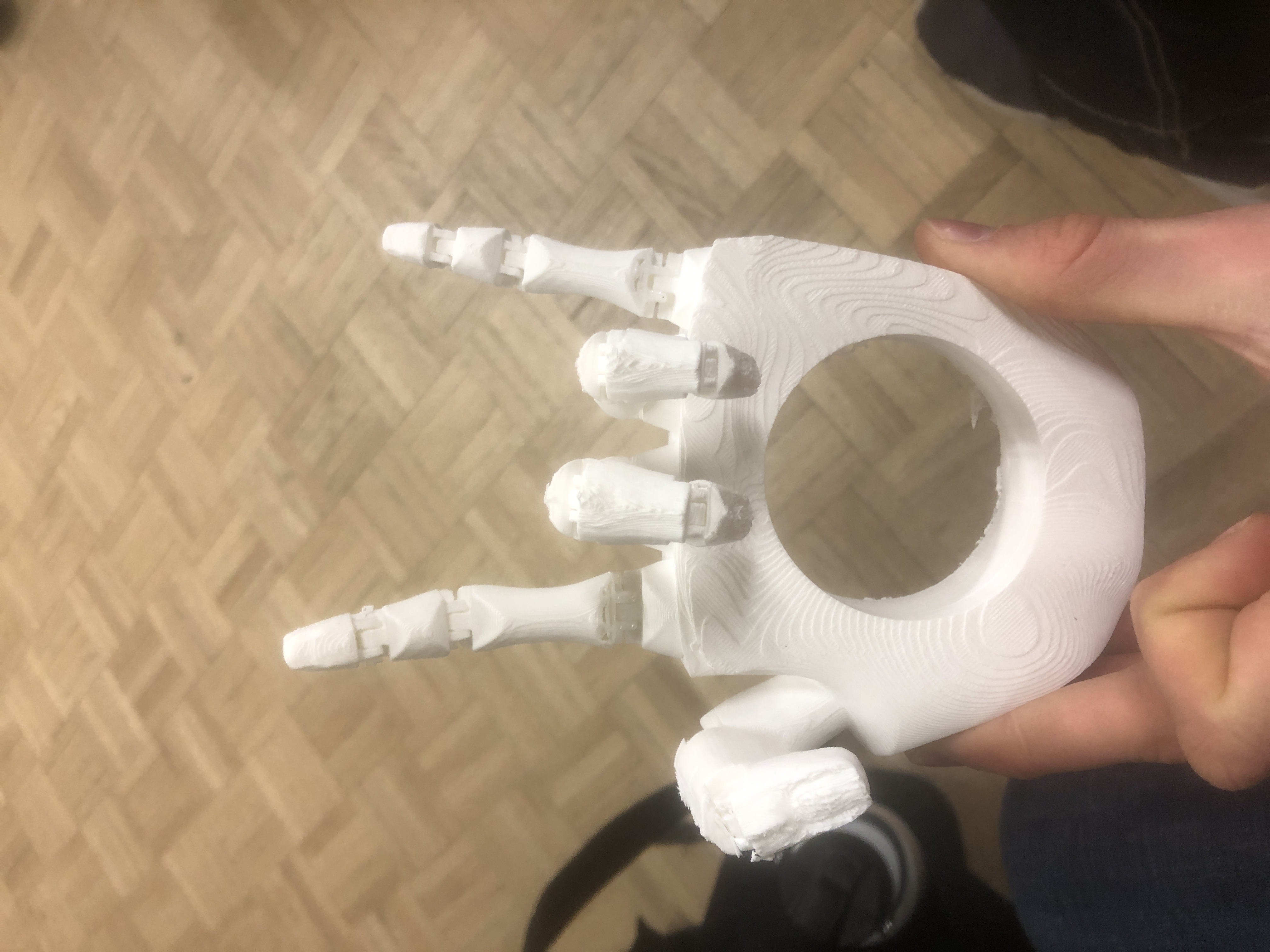 Hand with Articulated Fingers by Dennis Rojkovski | Download free STL ...