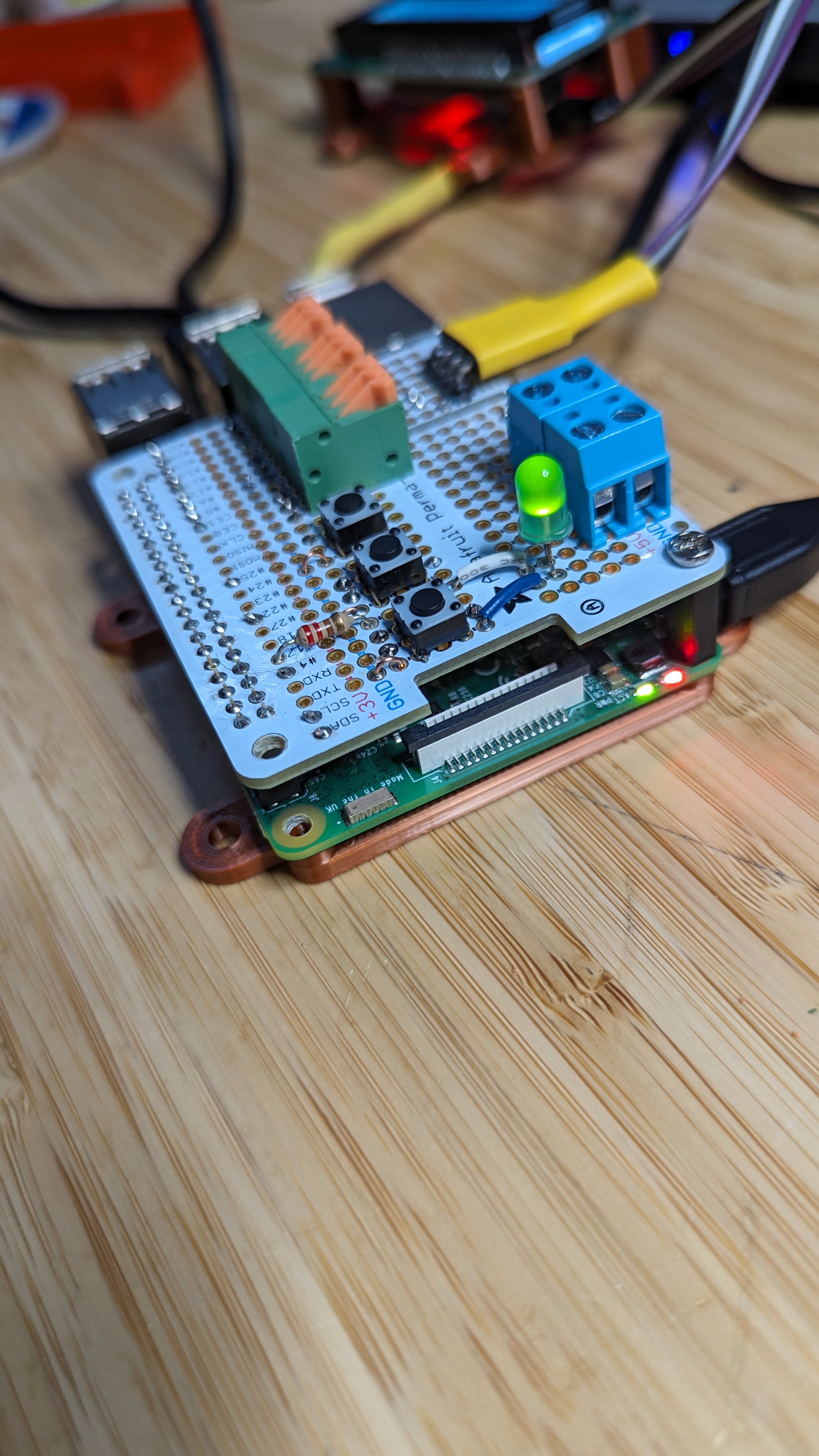 A simple no-frills Raspberry Pi mount by kjoh | Download free STL model ...