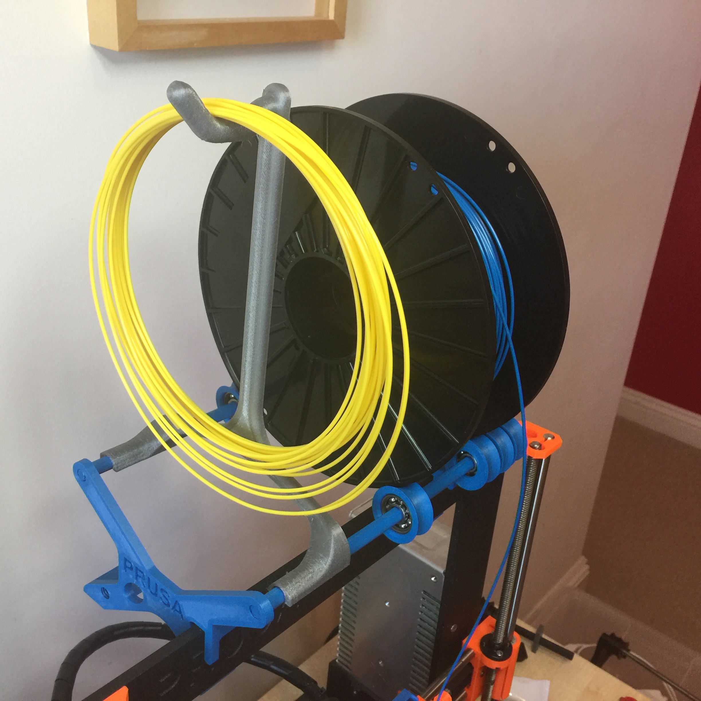 Universal Spool Holder by Peter Main | Download free STL model ...