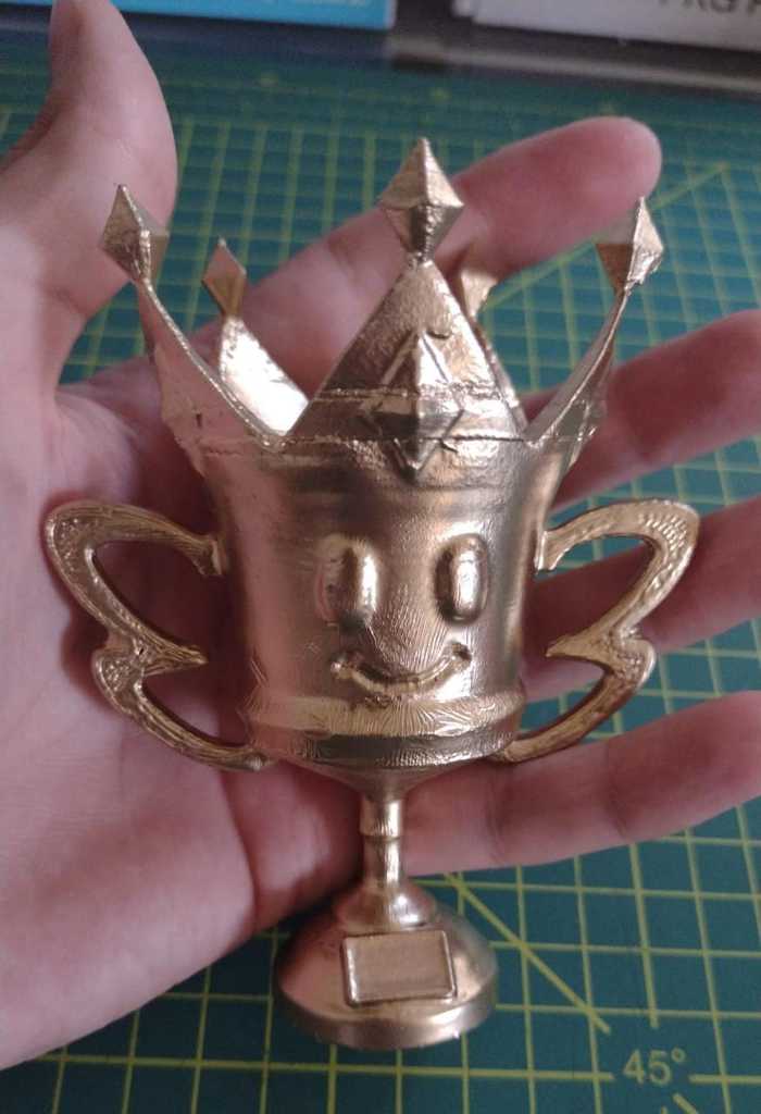 Mario Kart 7 Club Nintendo Europe Crown Trophy by metalkapuya | Download free STL model ...