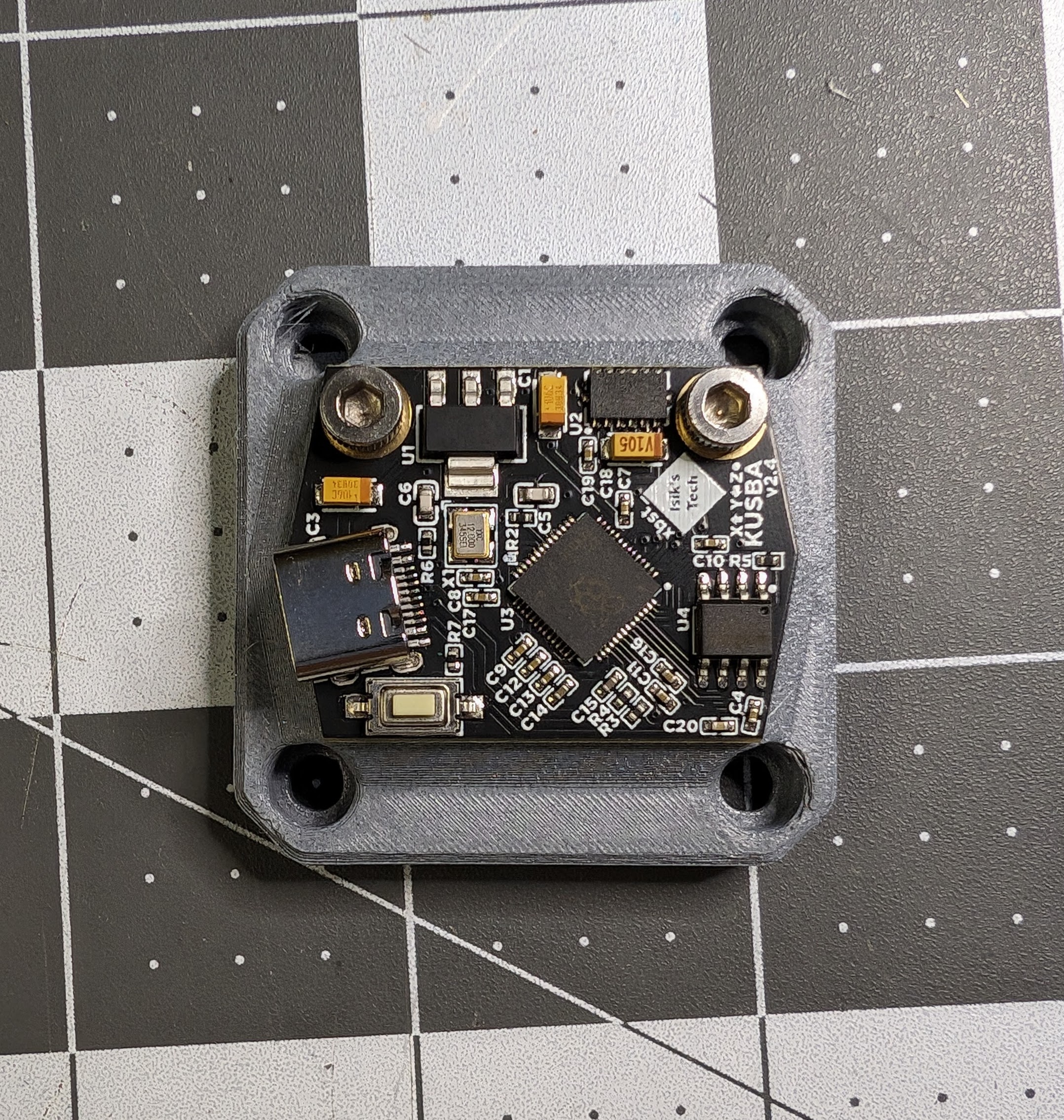 Kusba v2.4 Accelerometer Nema 17 Mount by Flook | Download free STL ...