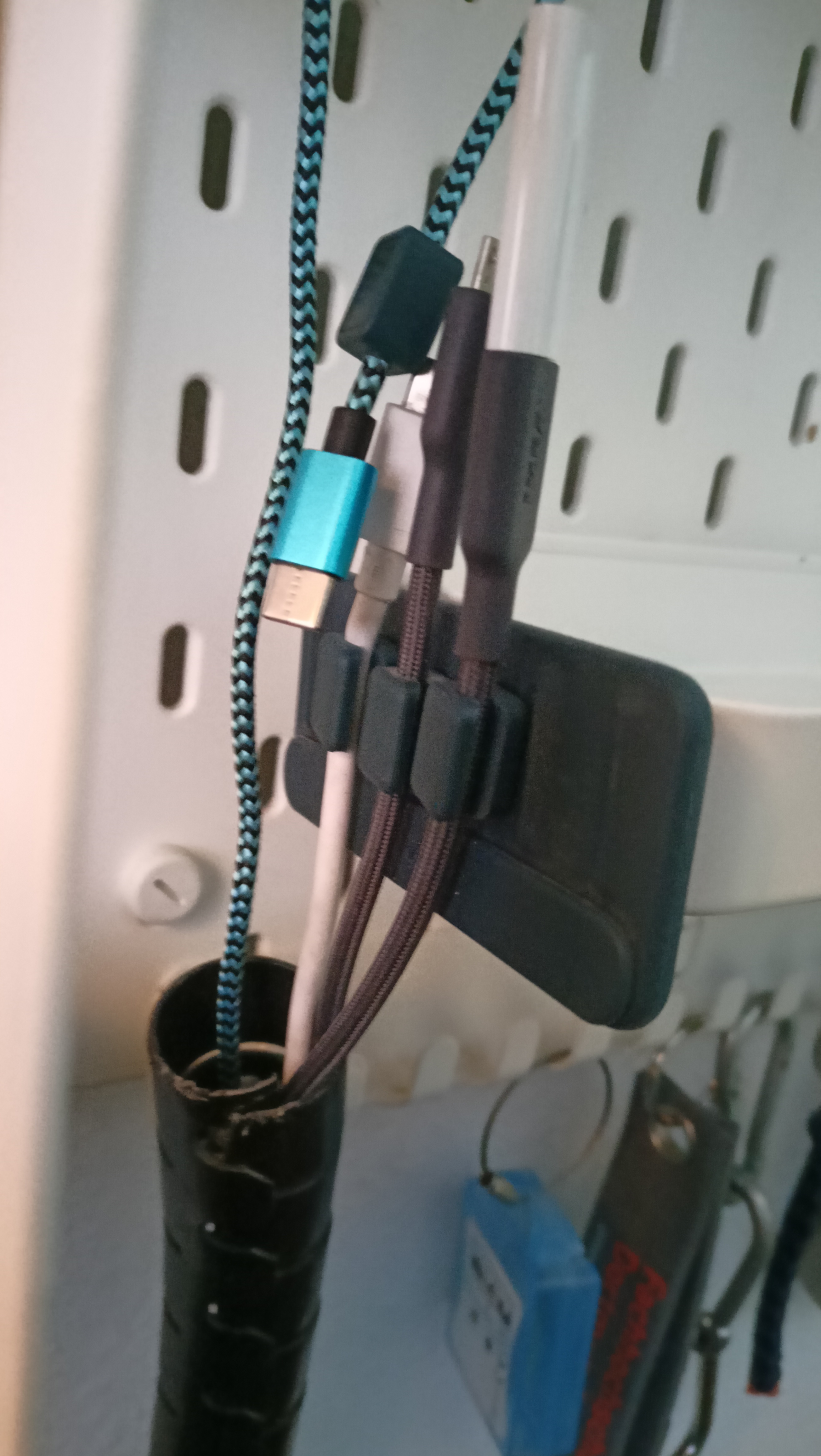 Magnetic Cable Holder by alan ti | Download free STL model | Printables.com