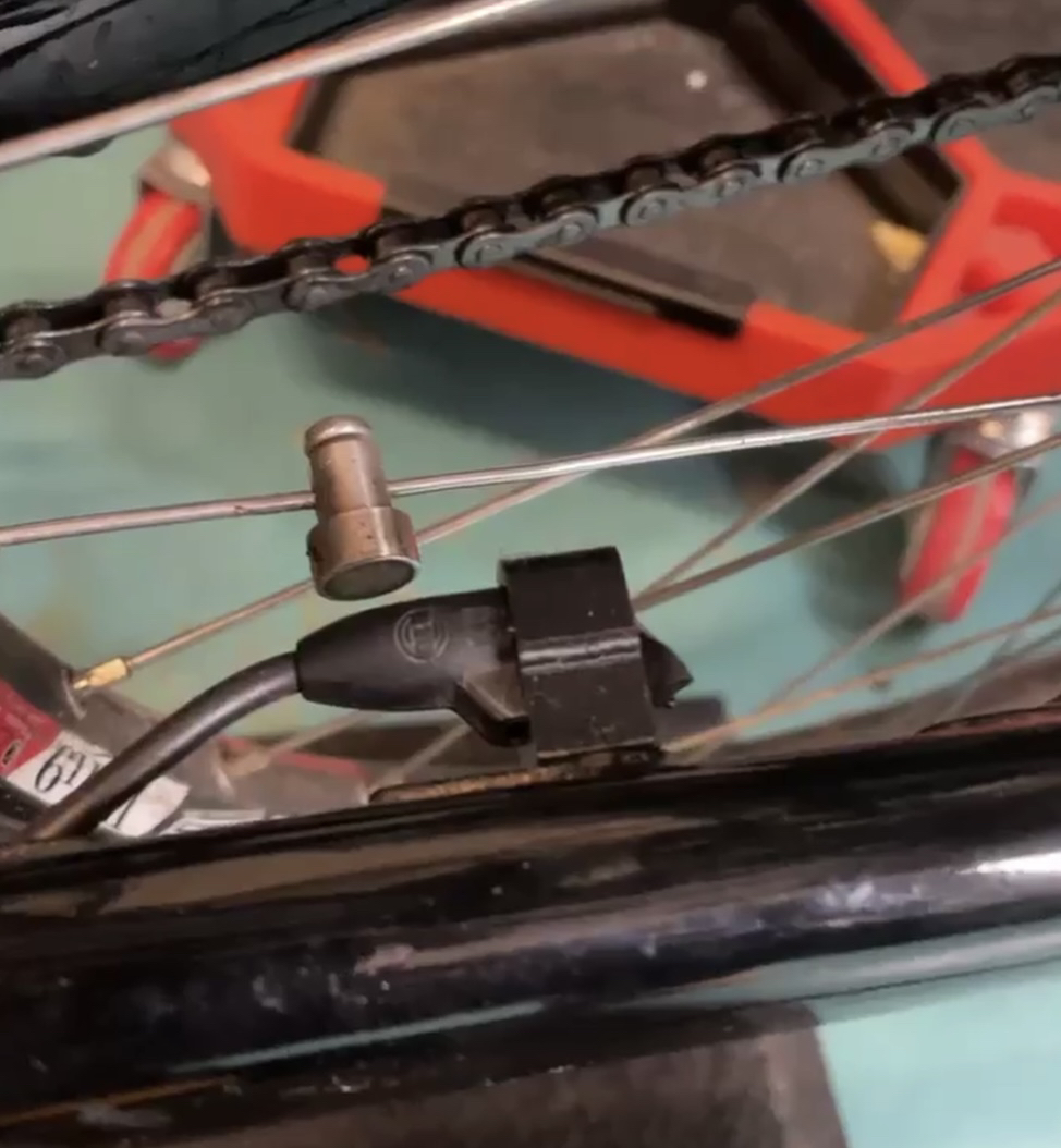 Bosch Speed Sensor Clamp by BicyclerepairGM | Download free STL model ...