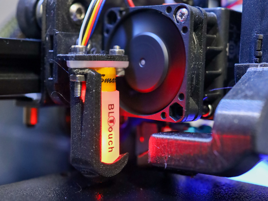 BLTouch Cover - one sided by Codable | Download free STL model ...