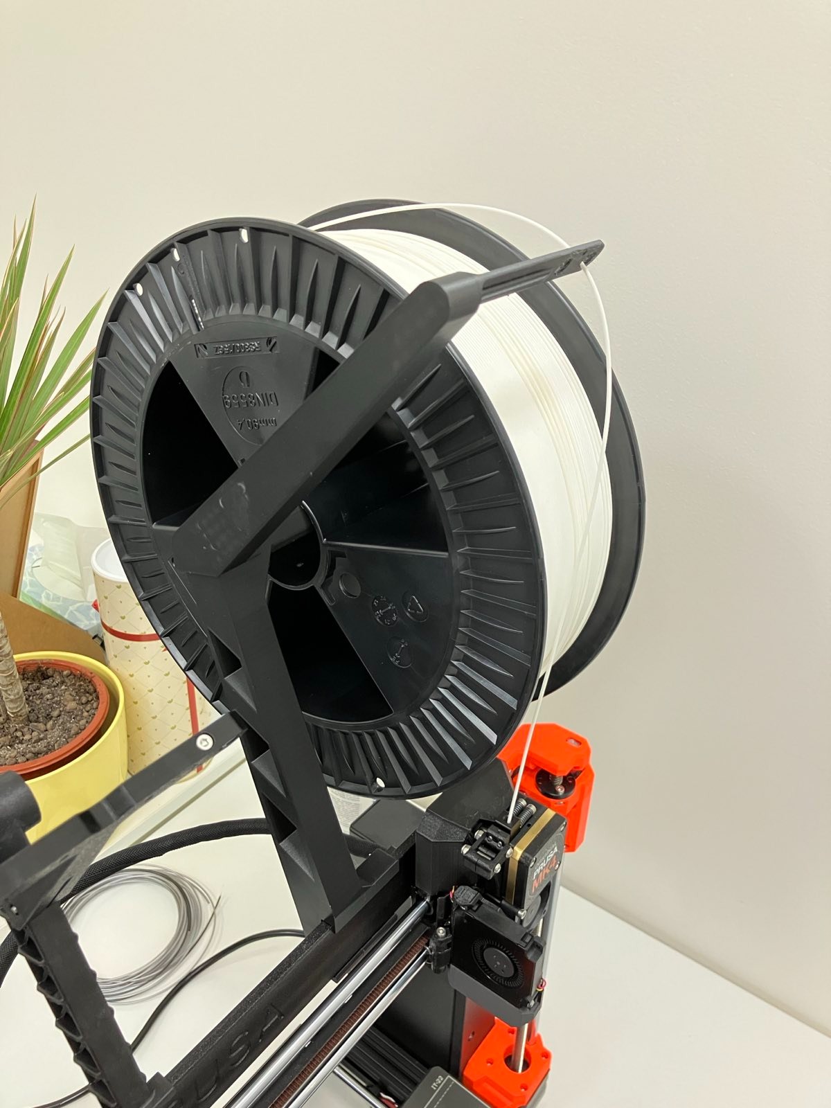 Spool Holder for Large 2kg Spools - Prusa MK4 compatible by Hanzik ...
