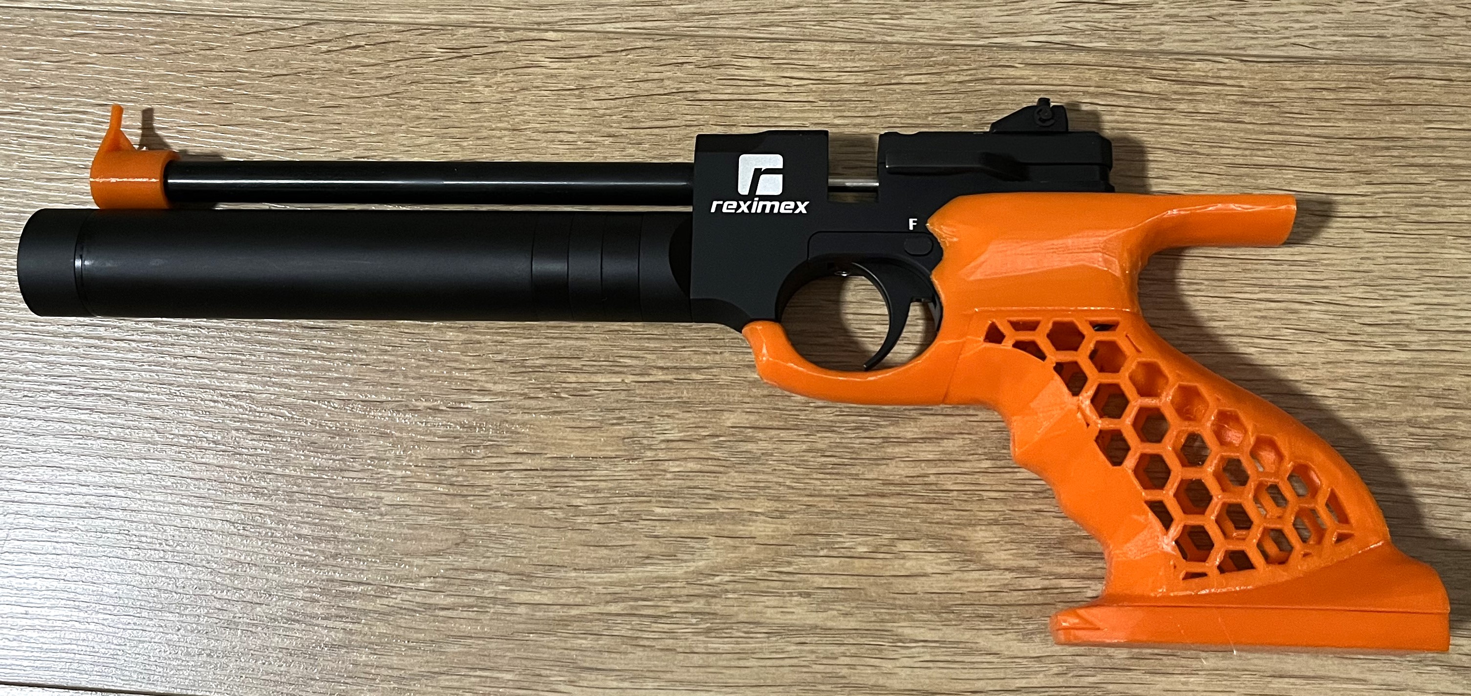 Lightweight grip for Reximex RP (MITO) por I D | Descargar modelo STL ...