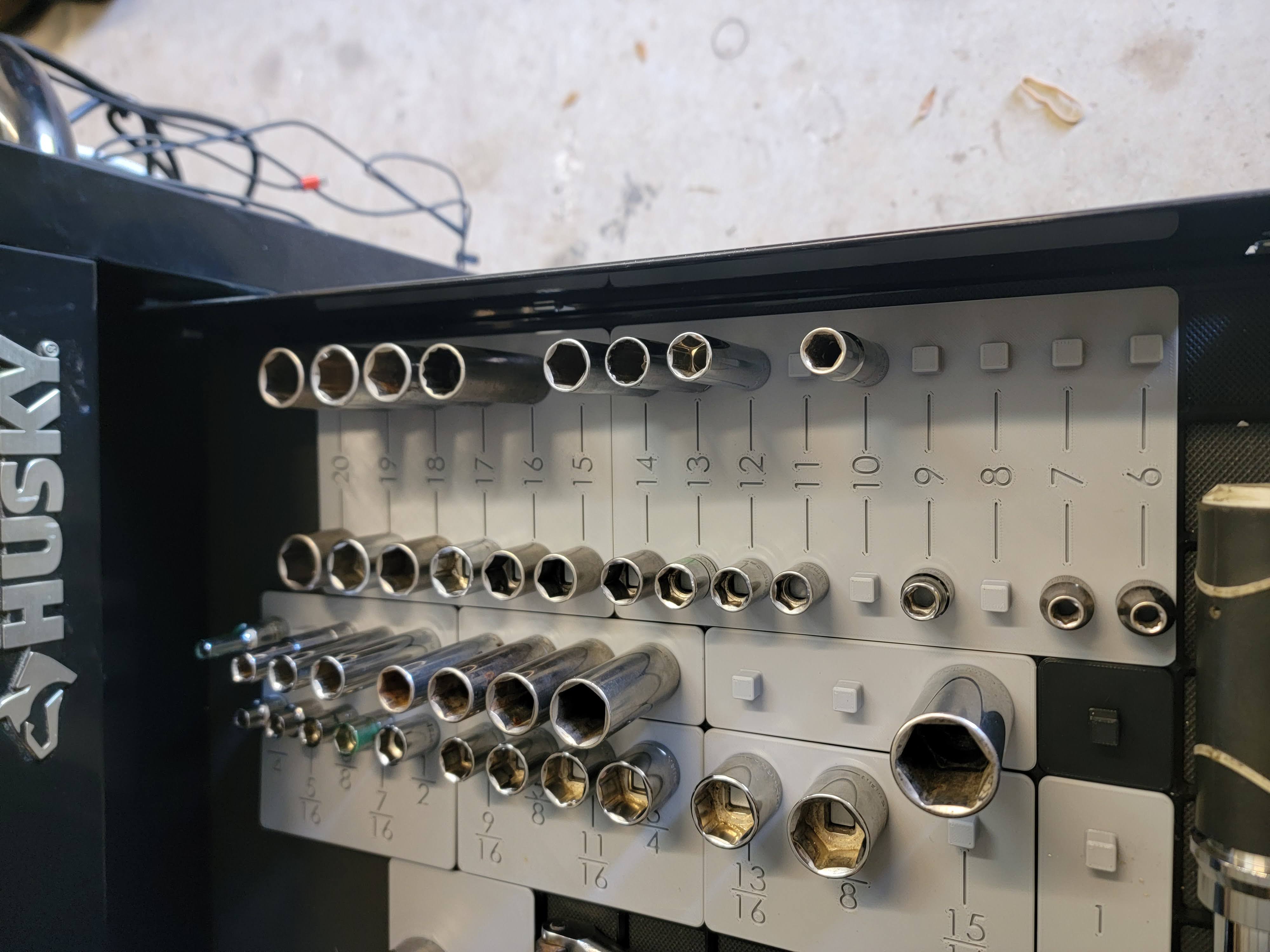 Universal Metric 3/8 socket vertical holder gridfinity by Ian Cox ...