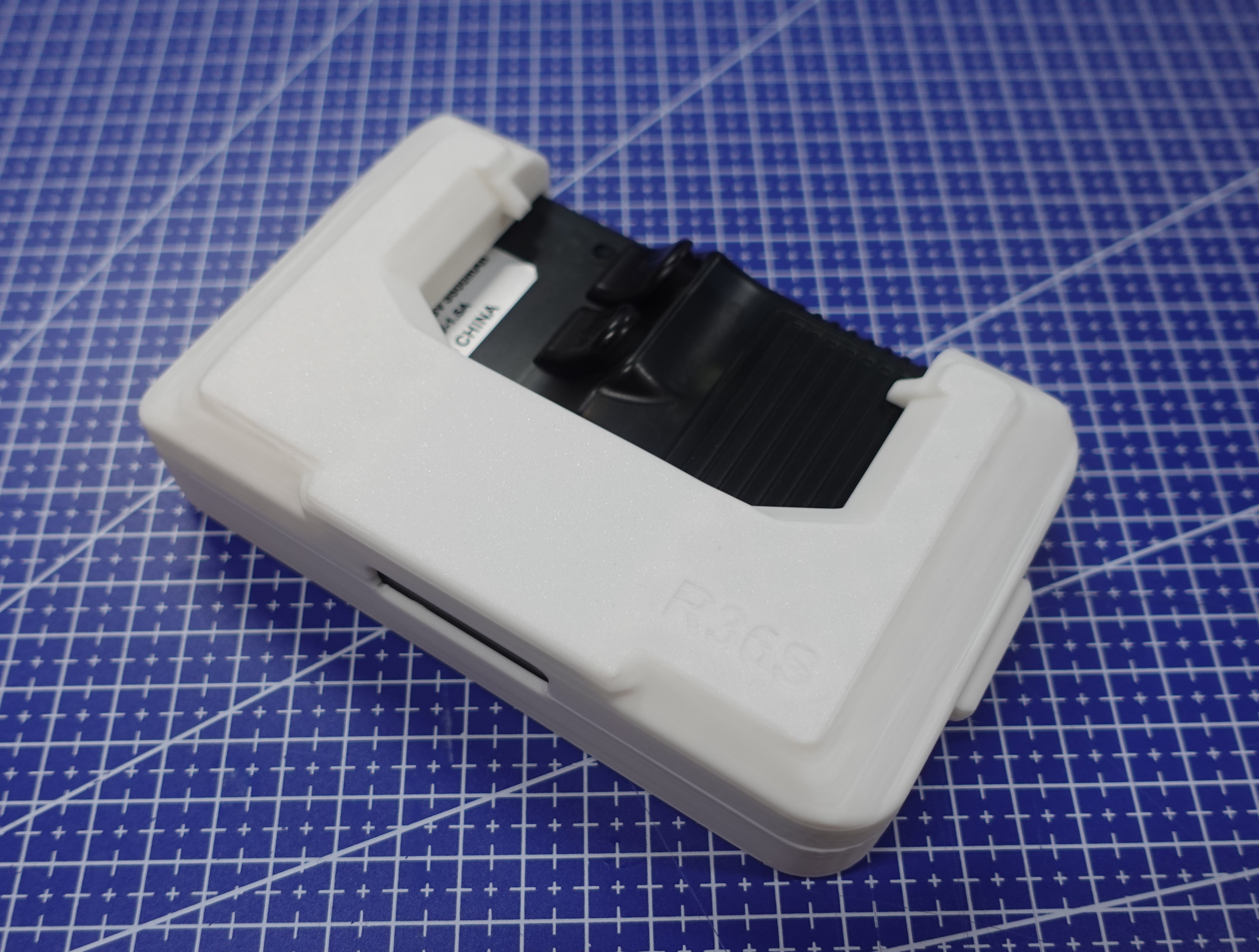 R36S Grip Case von dildesigns | Kostenloses STL-Modell herunterladen ...