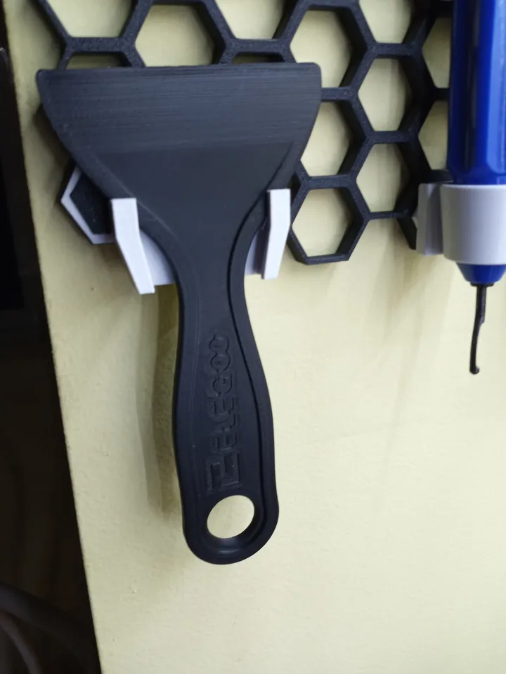 HSW Plastic scraper holder by 35°C0lDFuSi0n | Download free STL model ...