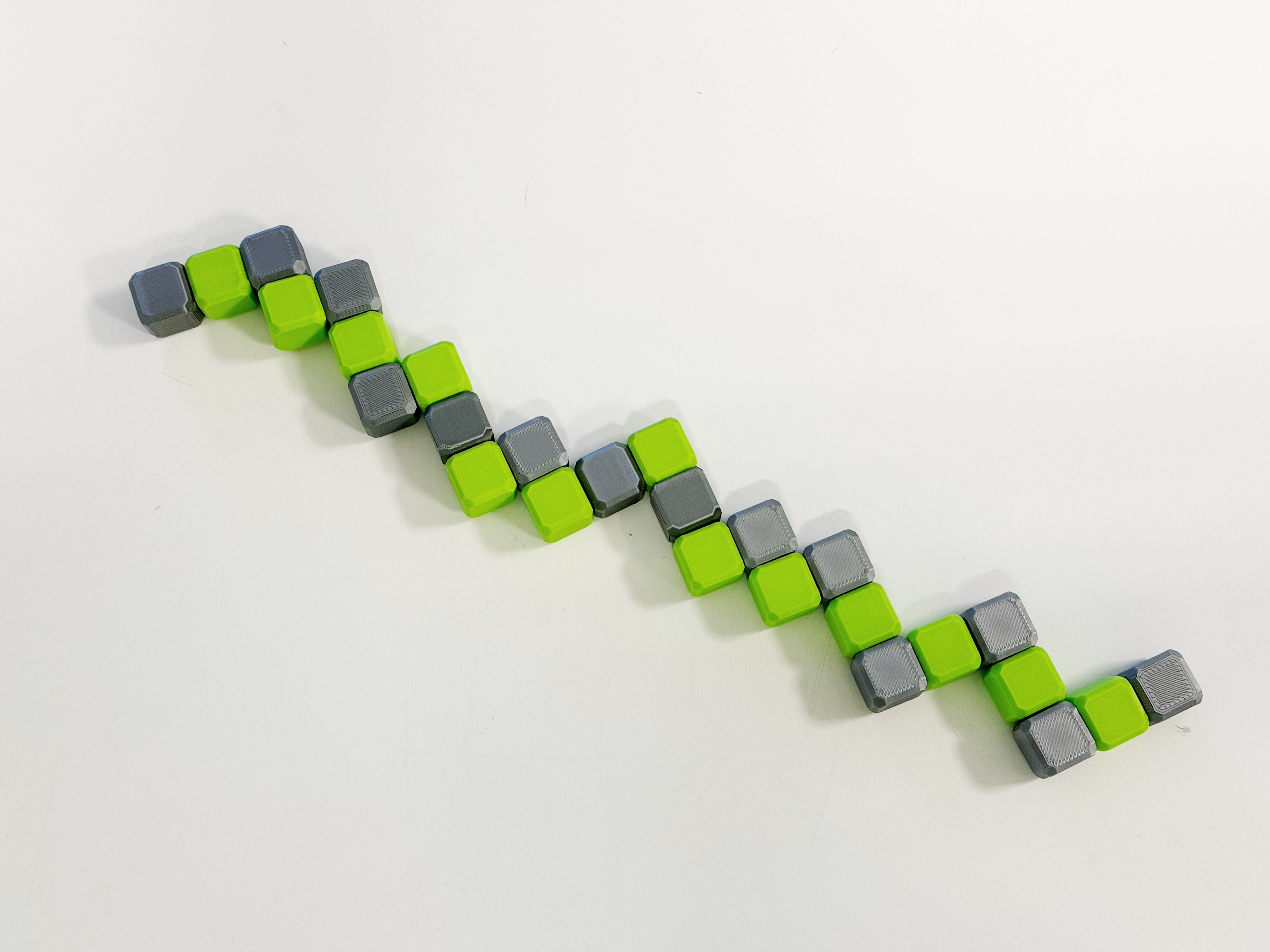 Cube Chain Brain Teaser by iZboxo | Download free STL model ...