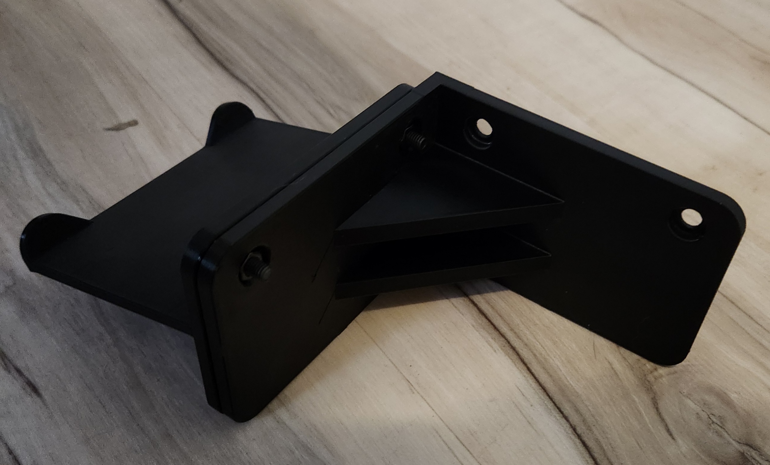Google Nest Hub Wall Mount 90 Degree Mount by FahZy | Download free STL ...
